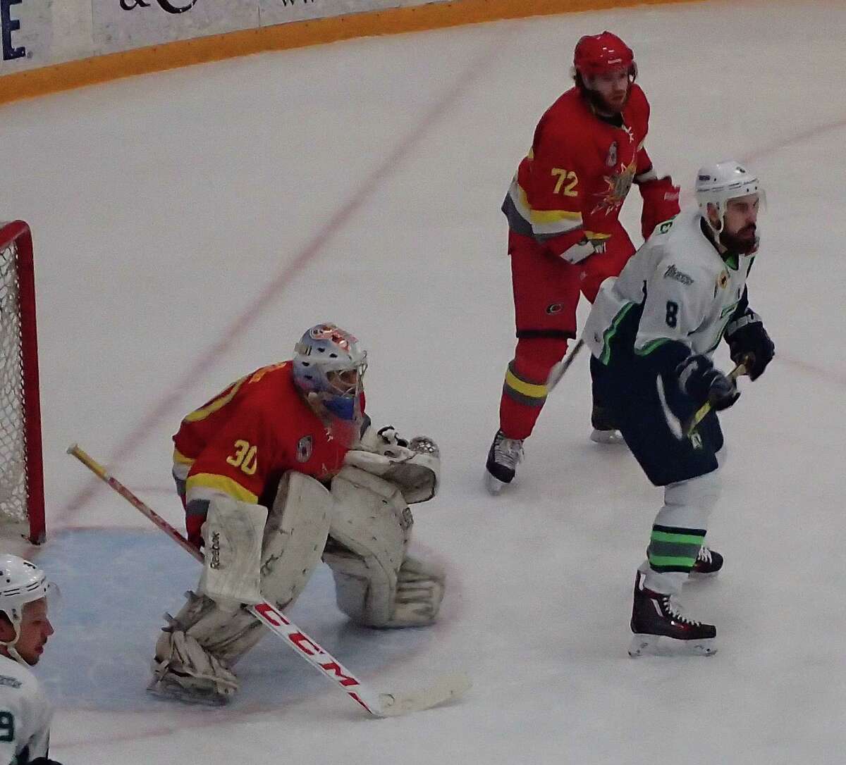 How ‘sweep’ it is: Titans take two straight from Dayton, advance to ...