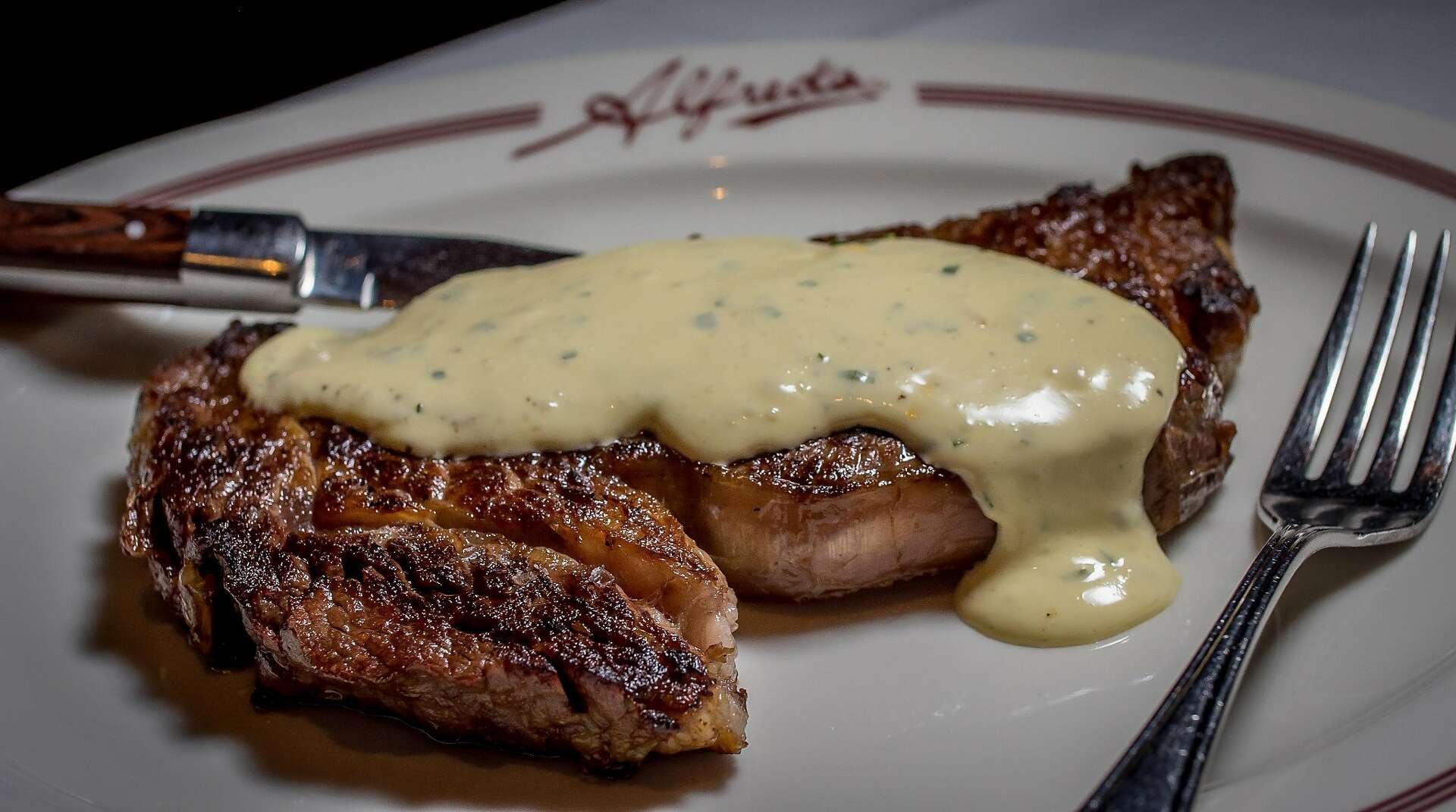Alfred’s Steakhouse readies return, with old owners involved again