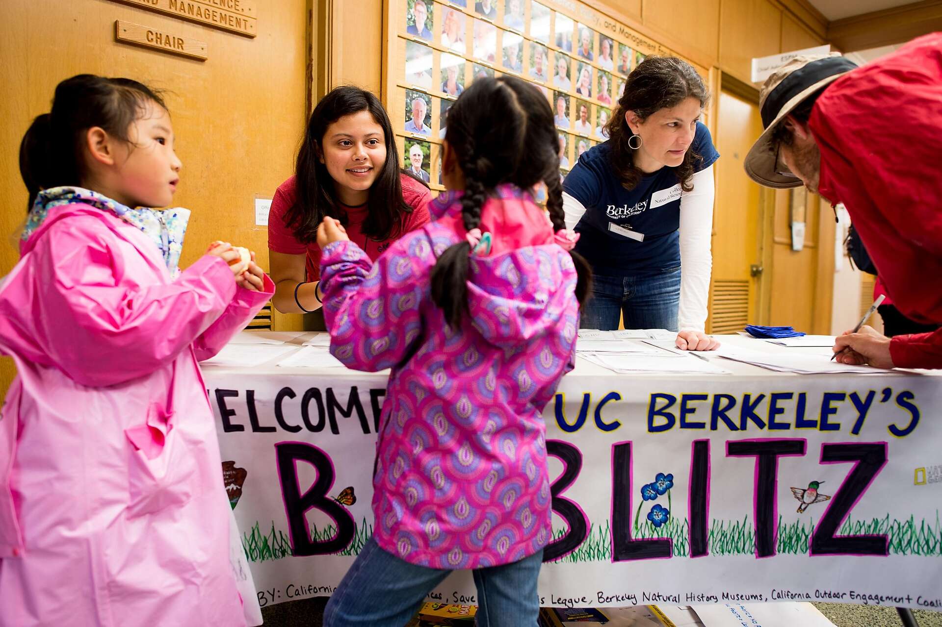Kids get a chance to meet nature at UC’s BioBlitz