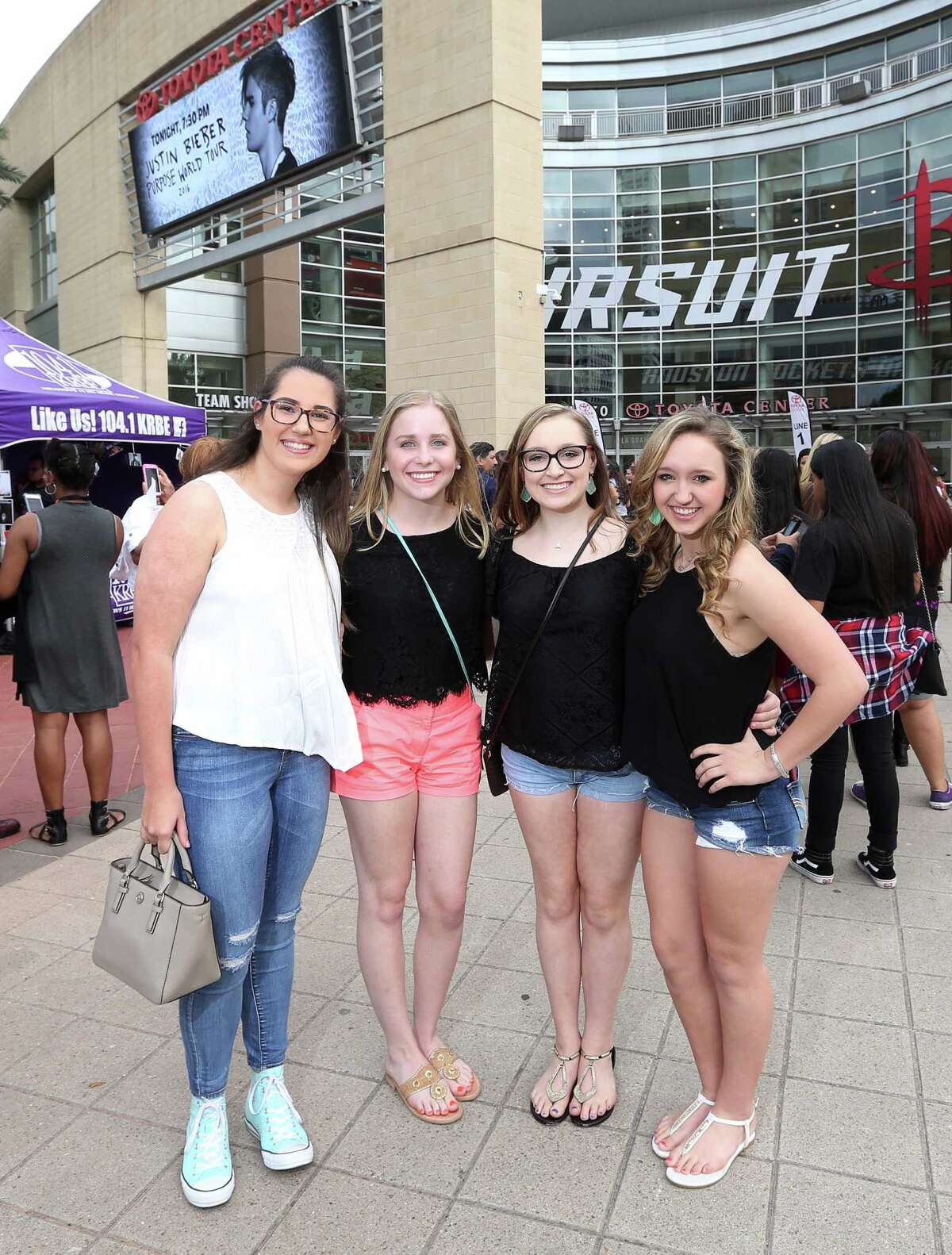 Justin Bieber records at Houston studio hours before concert