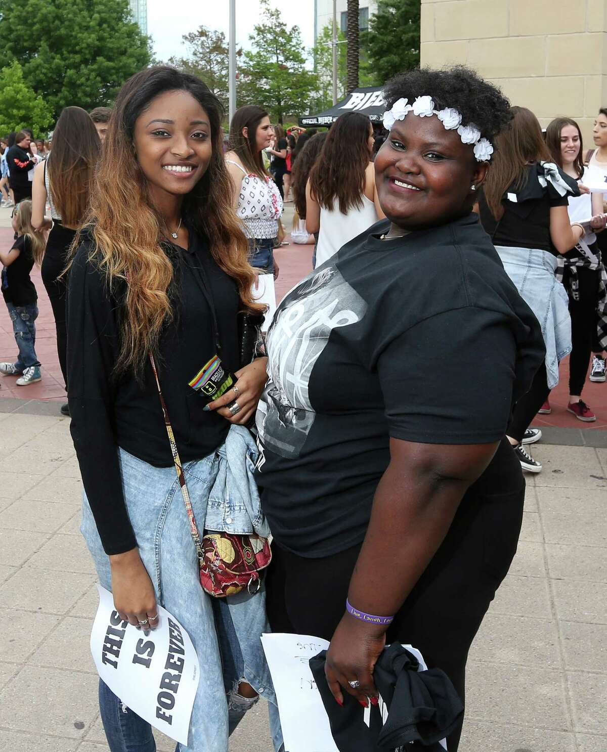 Justin Bieber records at Houston studio hours before concert