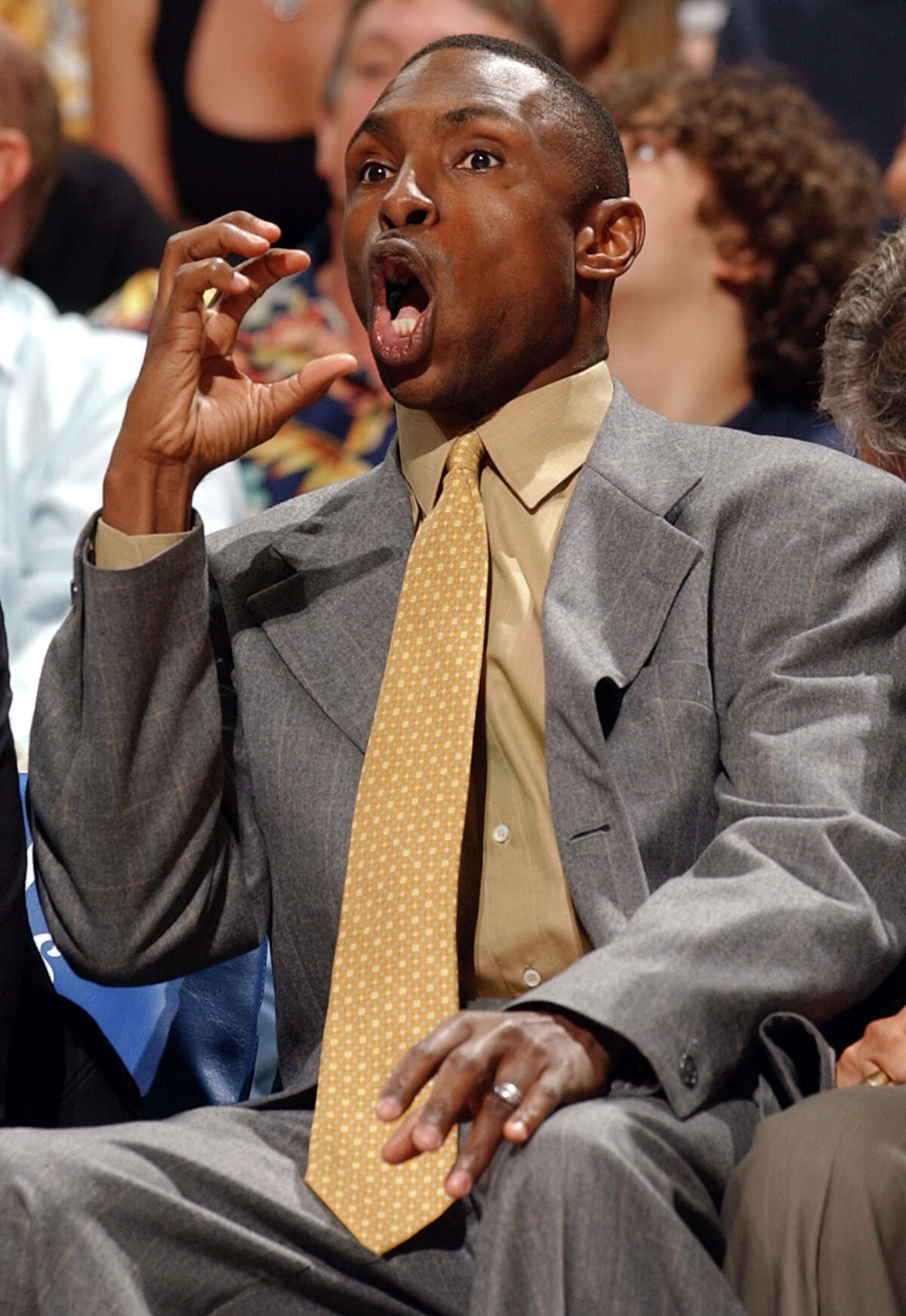 Ex-Spur Avery Johnson hosts scholarship fundraiser in San Antonio