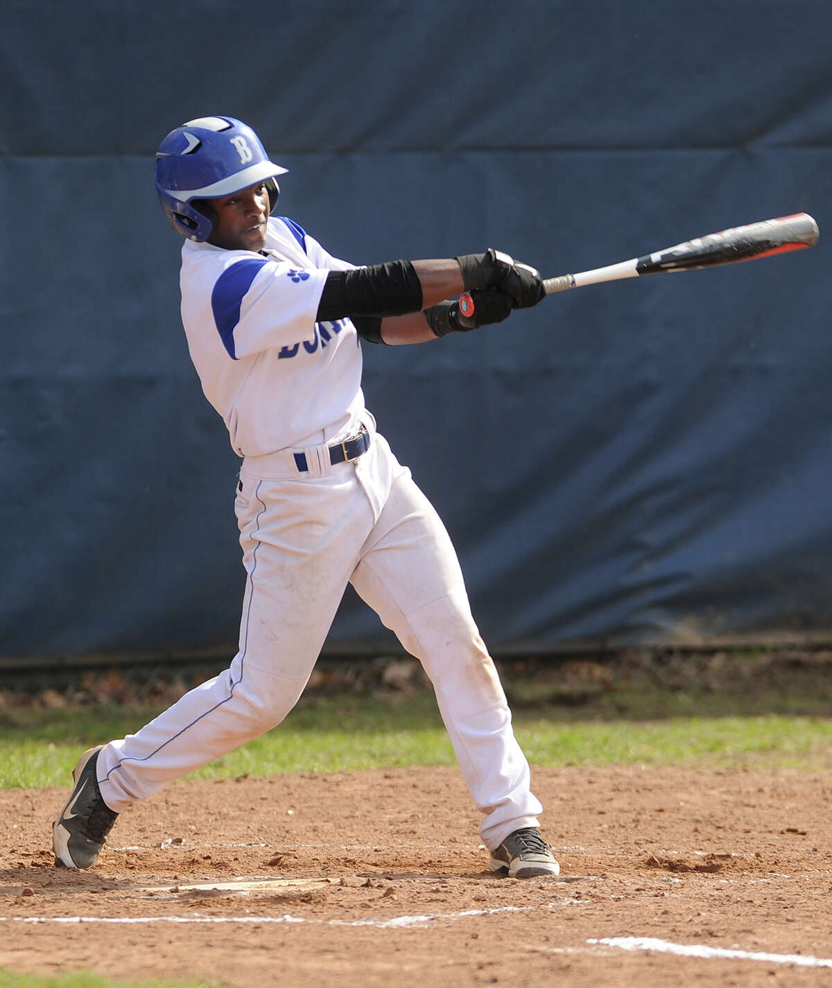 High School roundup: ND’s Letizia perfect