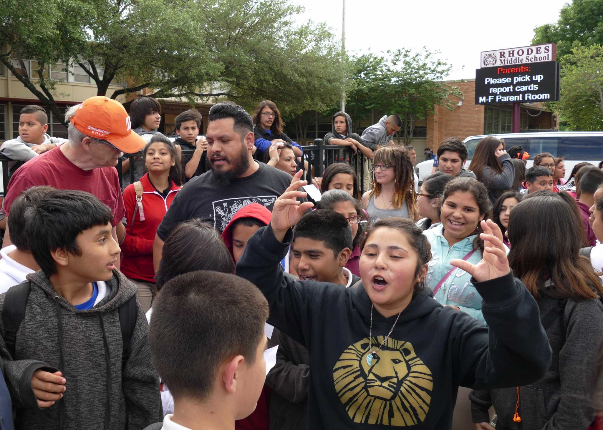 Groups want less police at middle school after student slammed by officer