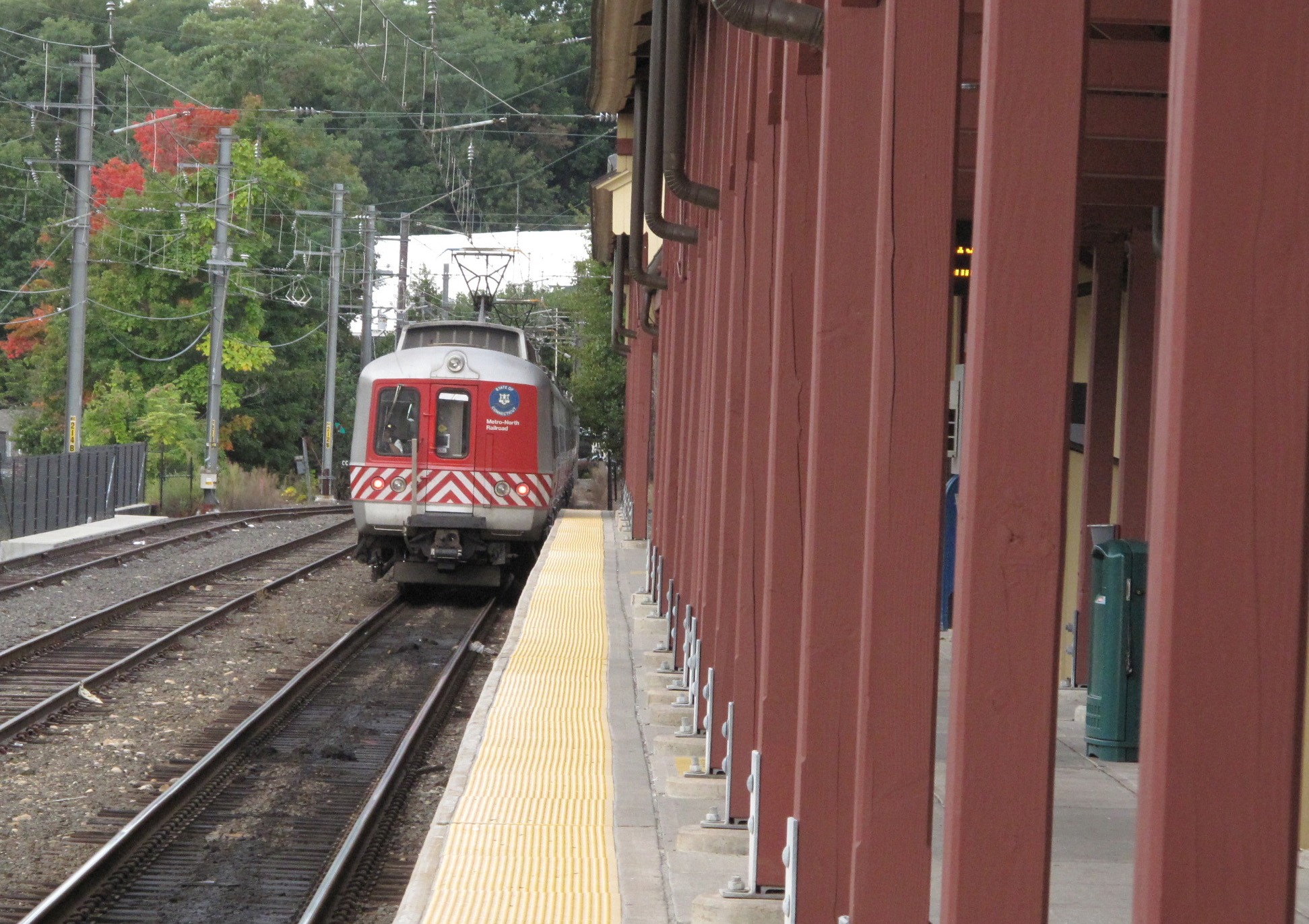 Ridership off on rail branch lines, New Canaan, Danbury