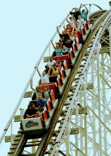 Six Flags debuting Adirondack Outlaw ride in 2020