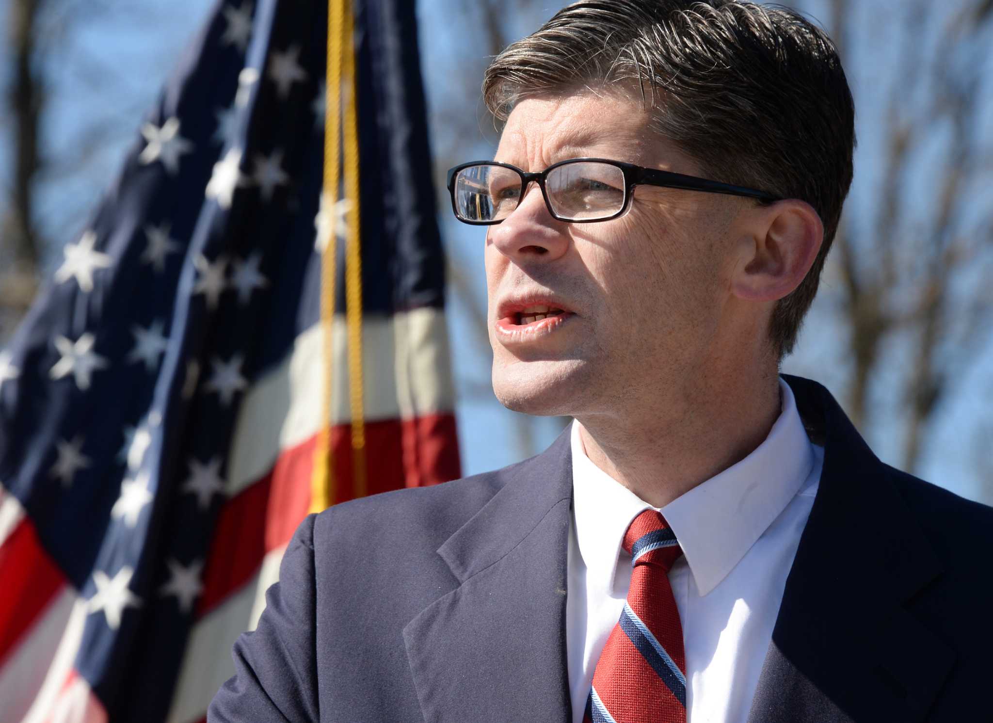 State lawyer running for Albany judge