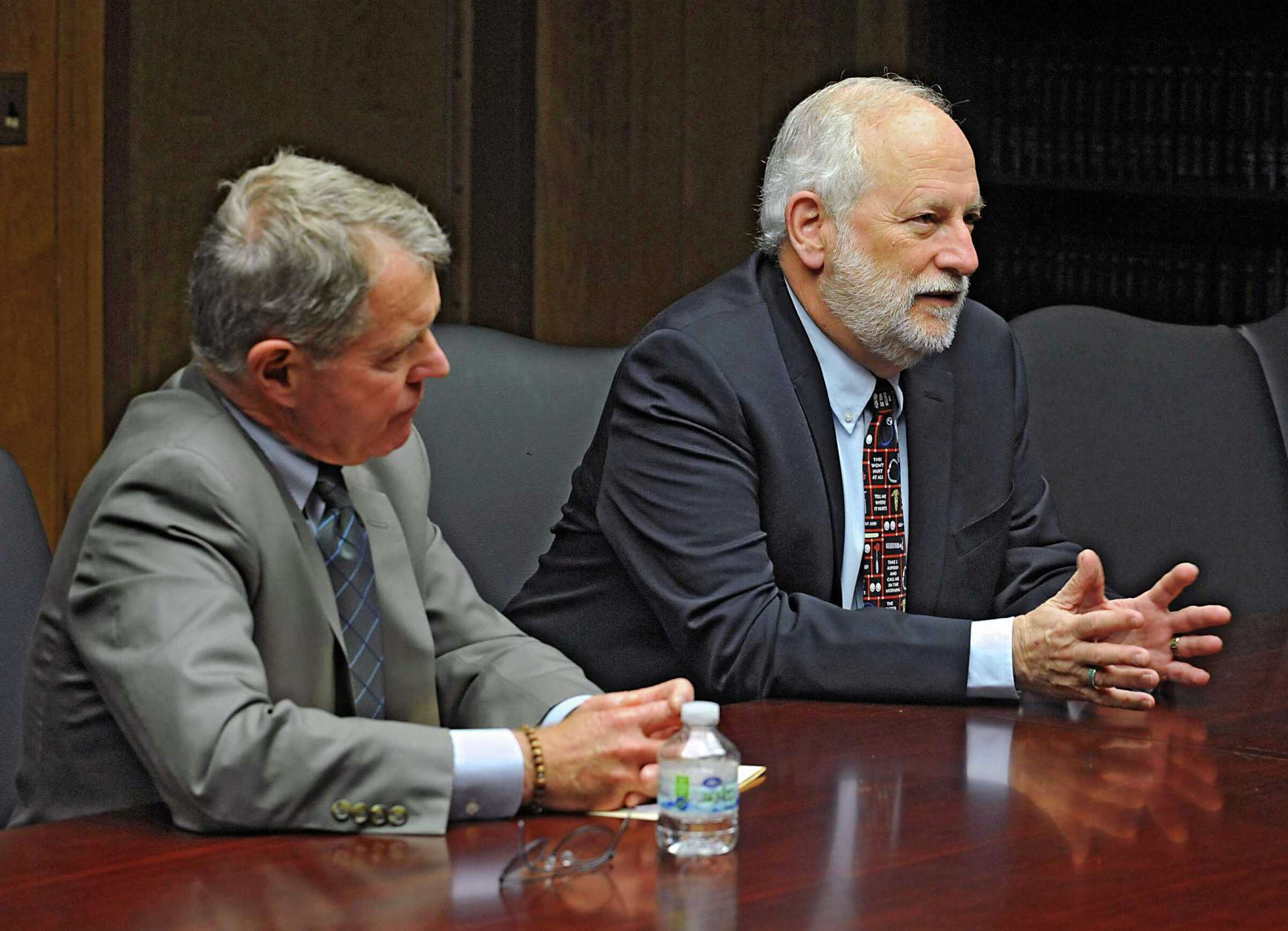 Two doctors in Albany to promote law to allow aid in dying