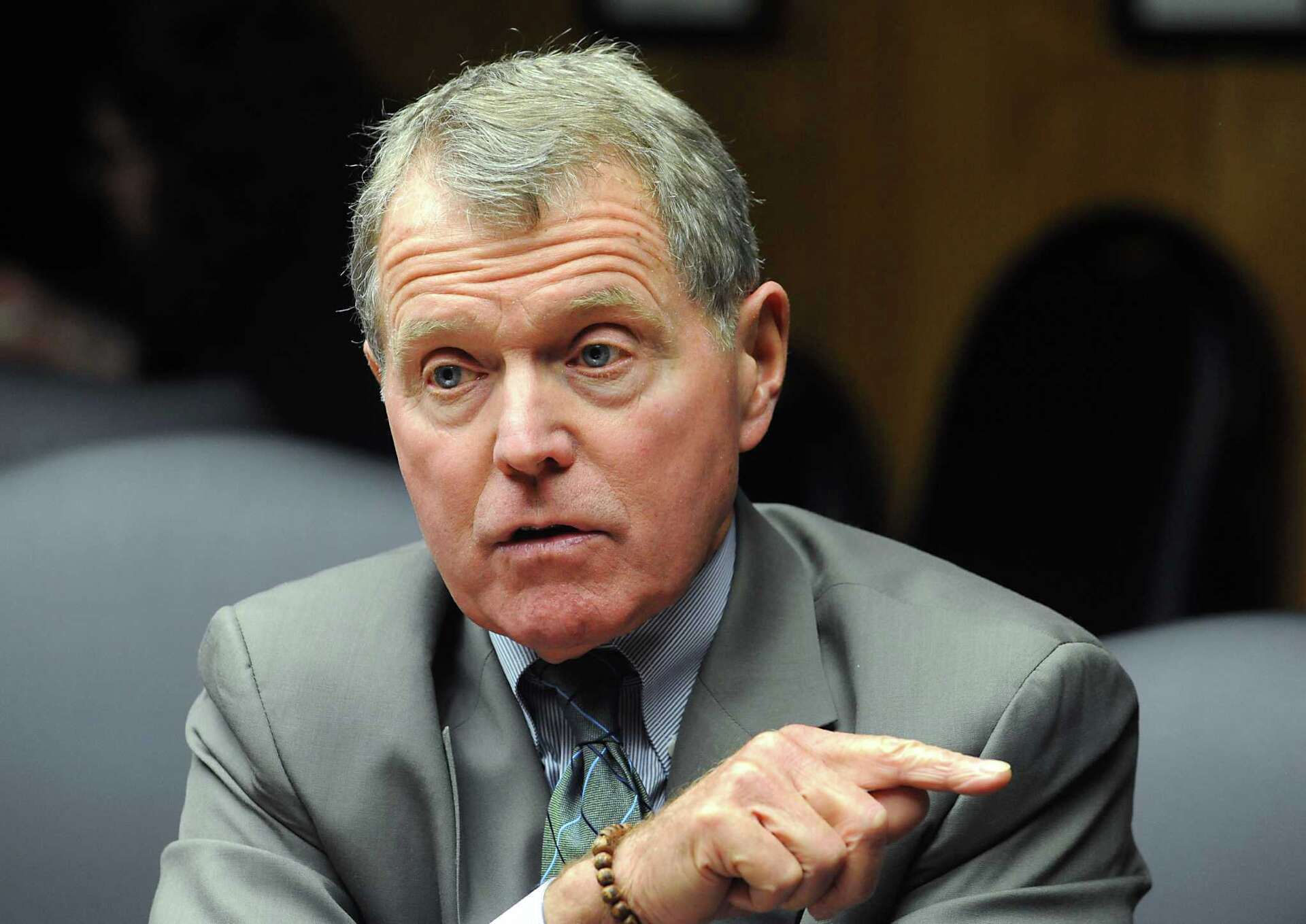 Two doctors in Albany to promote law to allow aid in dying