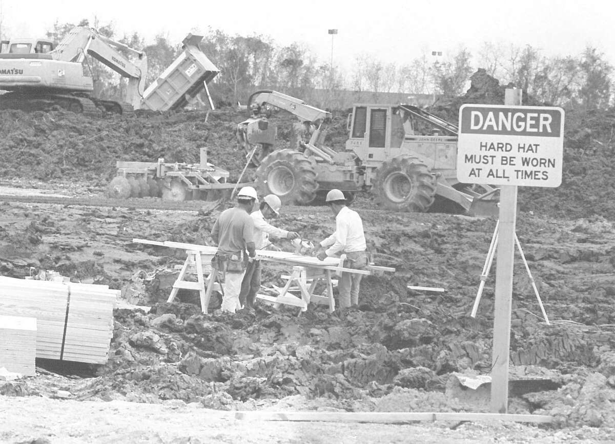 Archive photos show transformation of Beaumont's Dowlen Road area