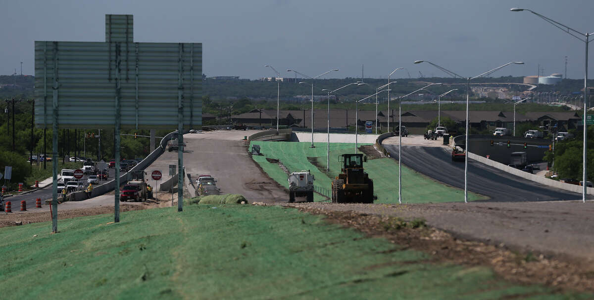 Loop 1604 overpasses nearly complete on San Antonio’s Northwest Side