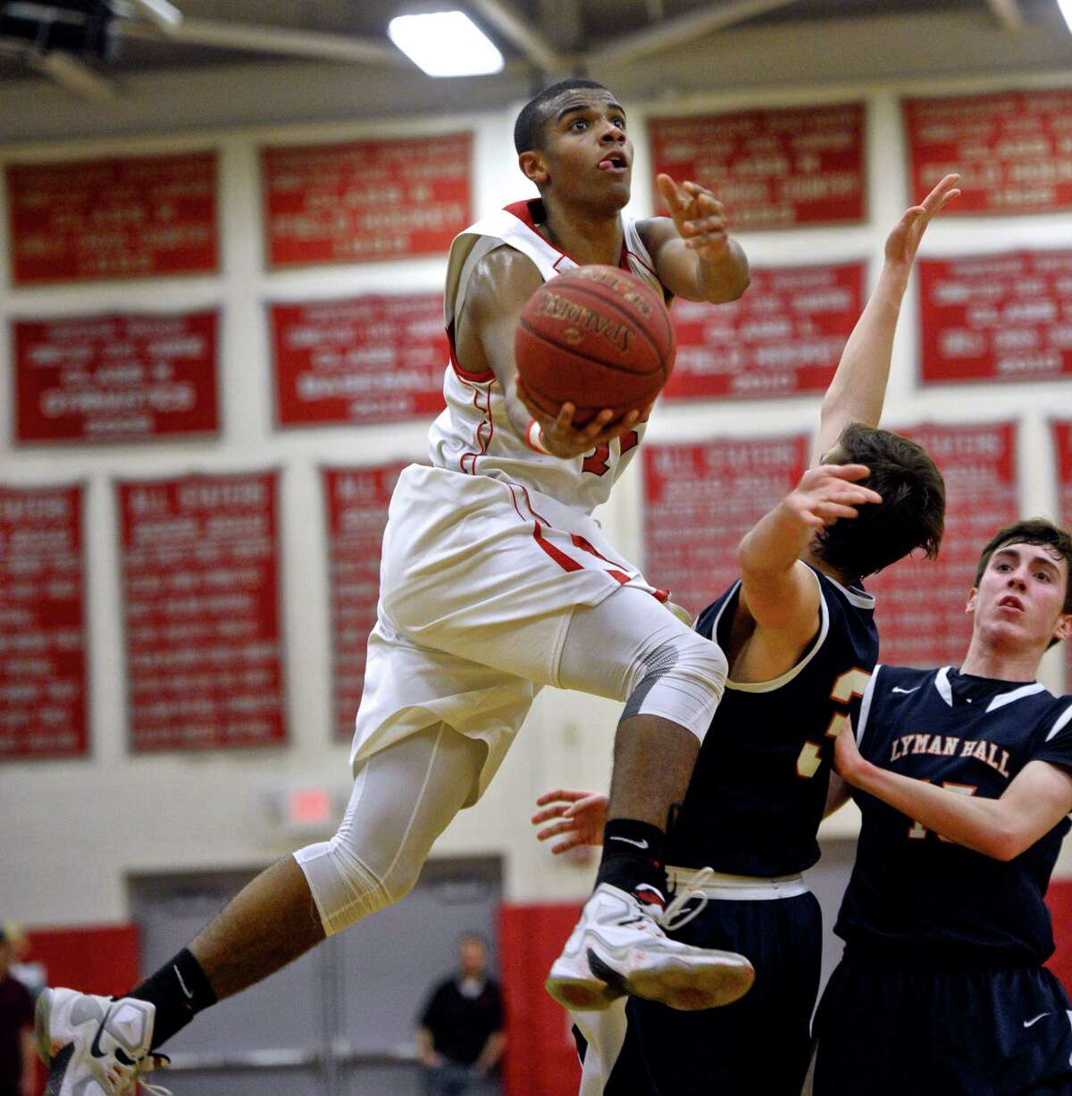 Hearst Connecticut Media Super 15 Boys Basketball All-Stars