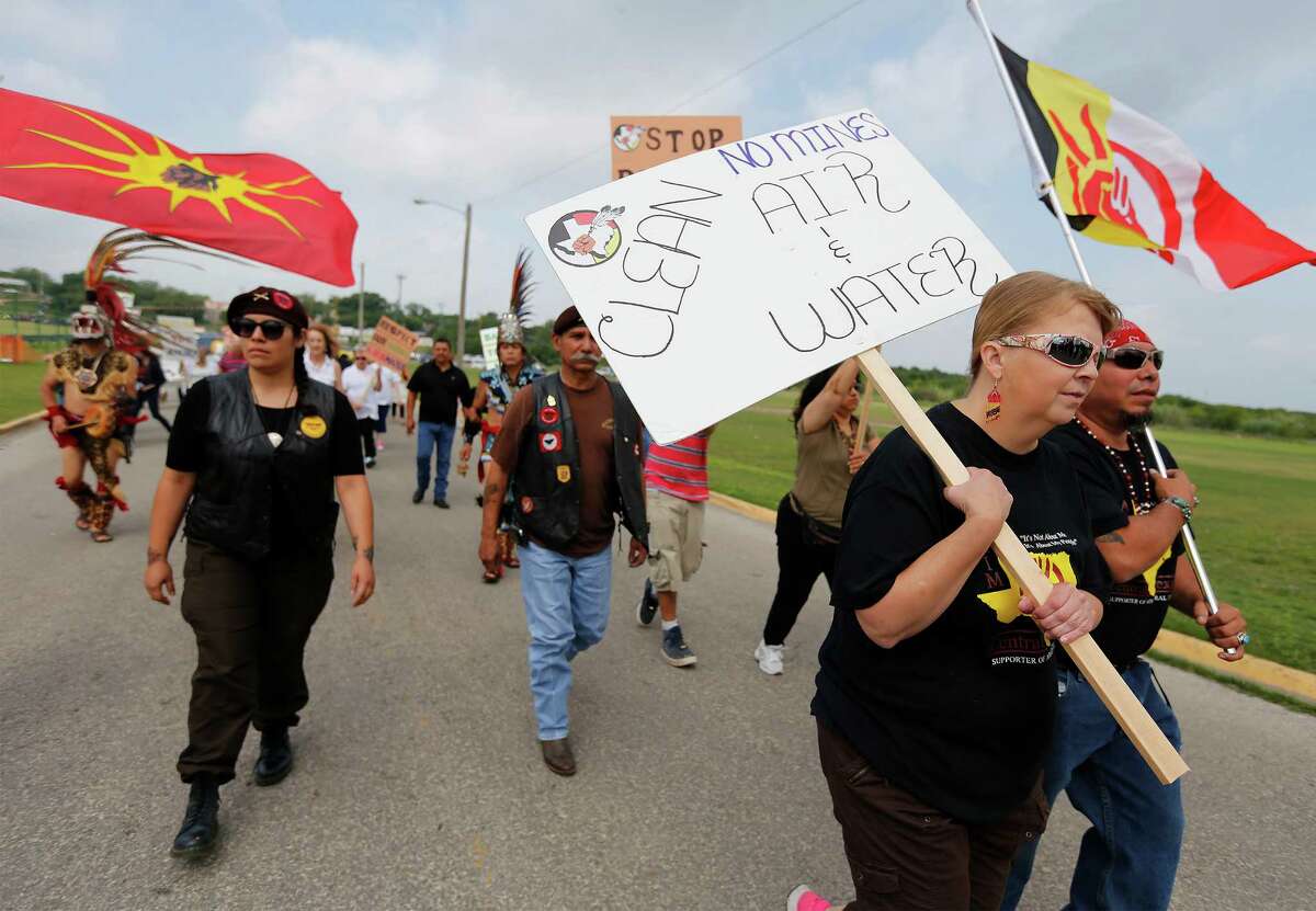 Native Americans march on Eagle Pass coal mine