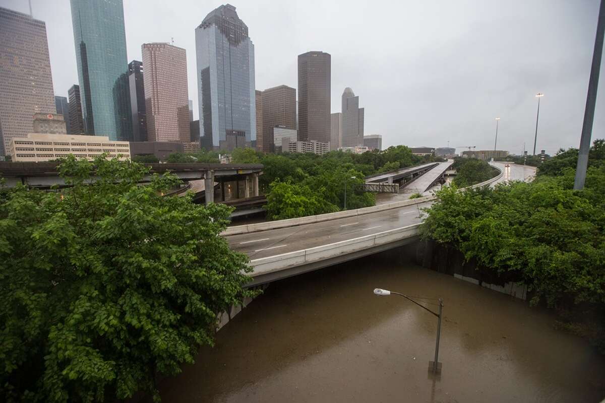 Photographer Andy Hemingway's captures Houston's flooded, abandoned ...