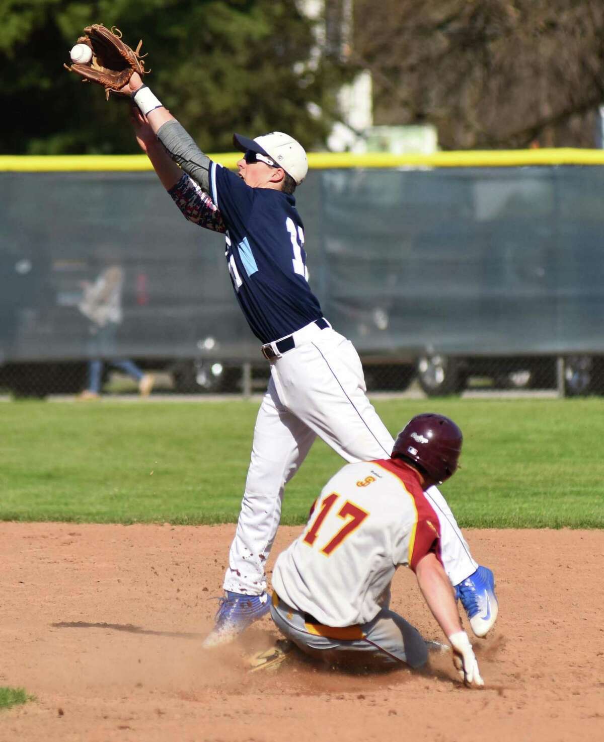 St. Joseph’s baseball edges Wilton