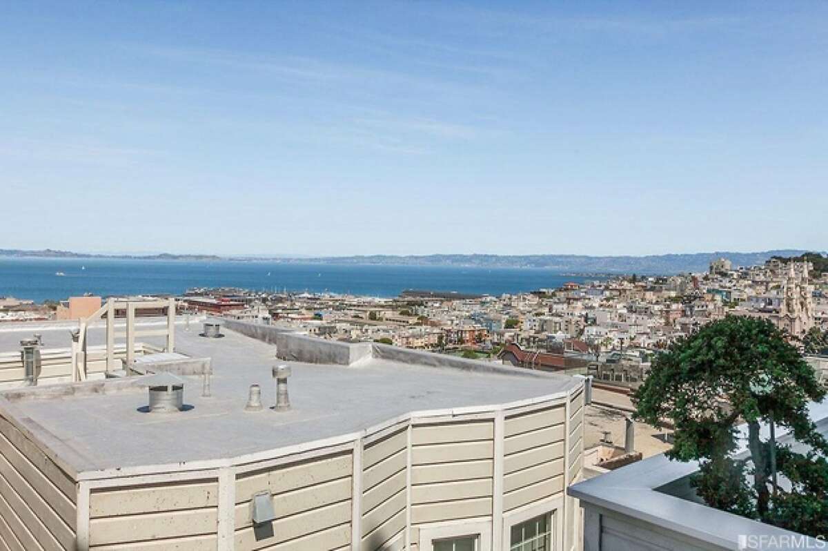 A small piece of San Francisco's Macondray Lane goes on the market