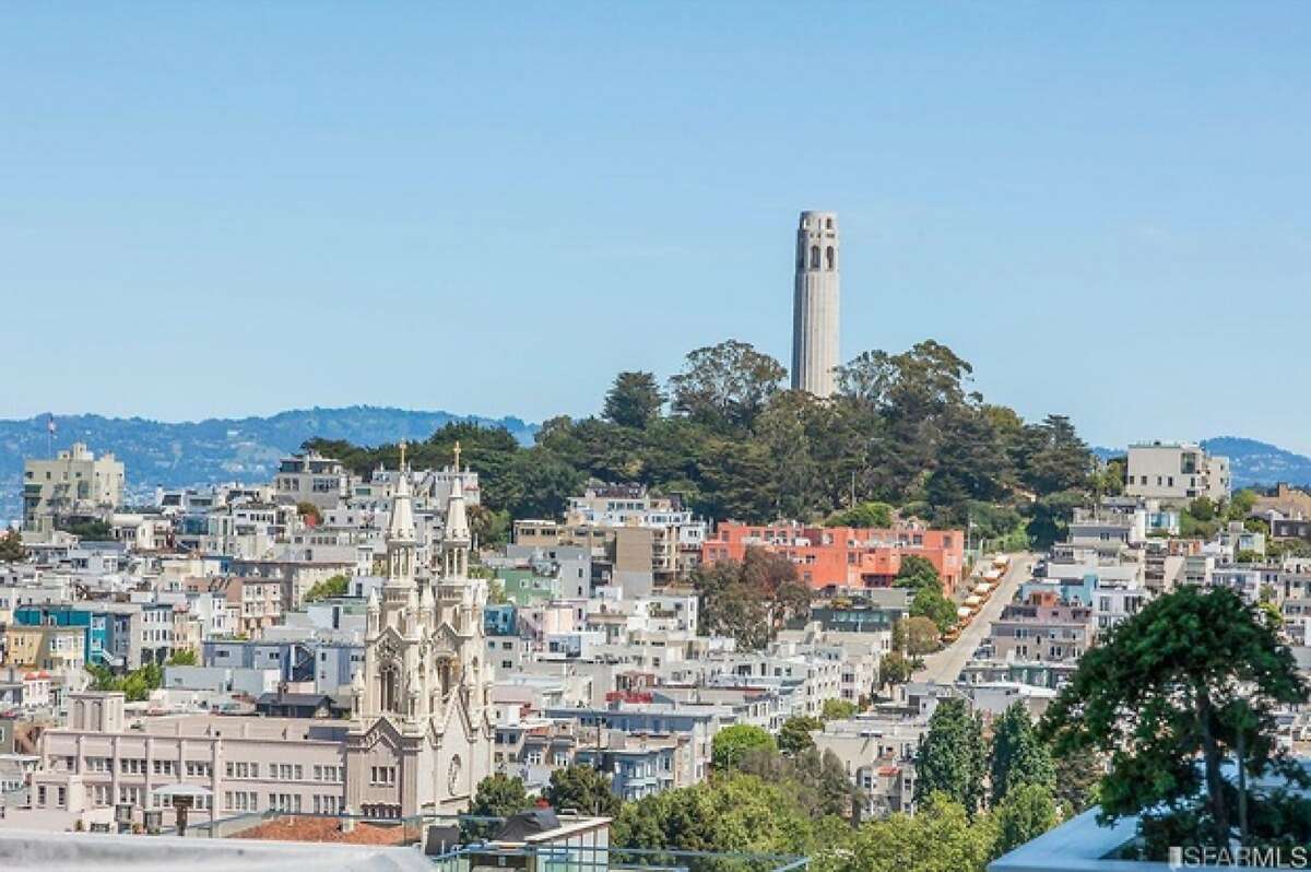 Coit Tower: Tales of murder, drag, and a small round apartment