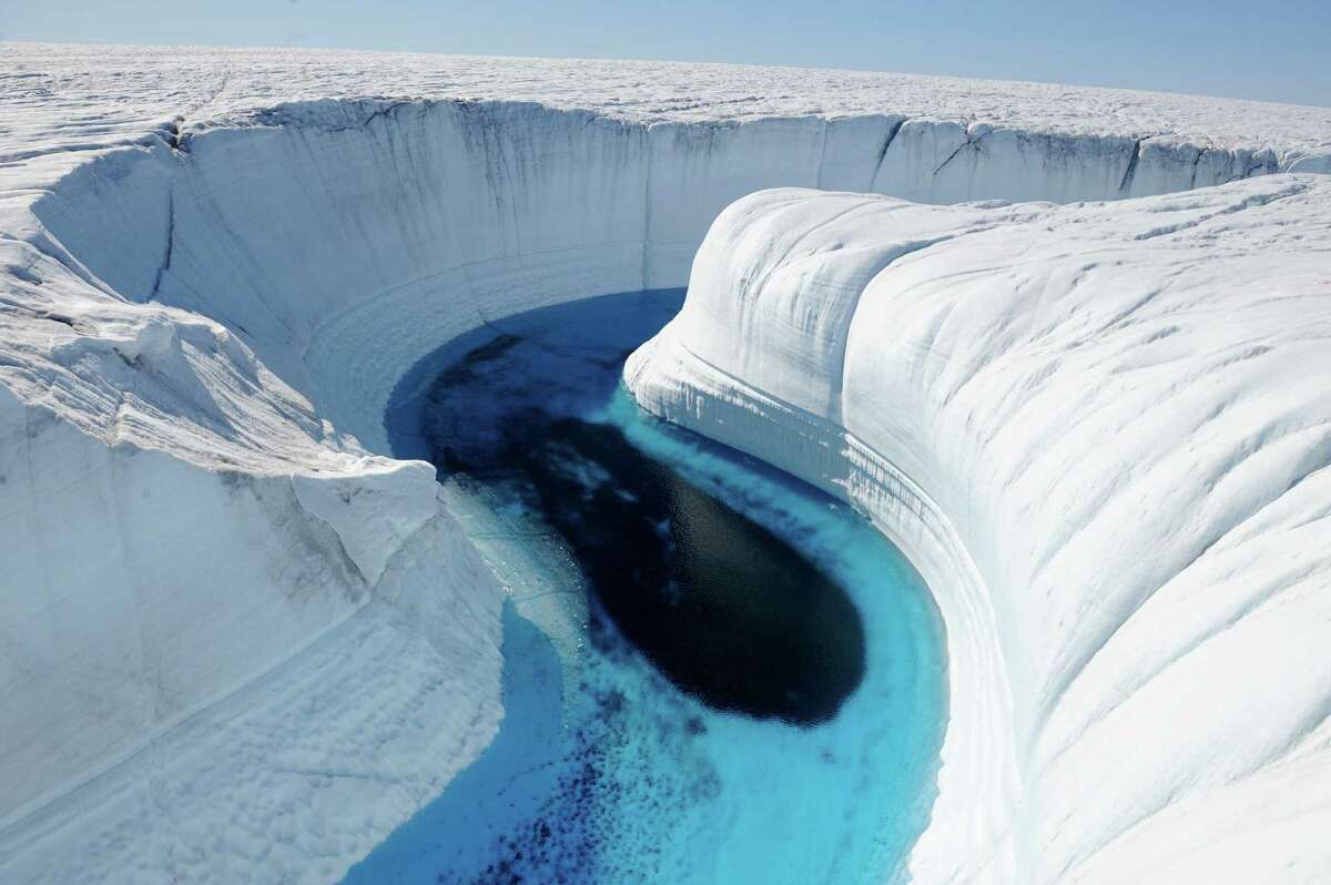 These are the most surreal places to travel to around the world
