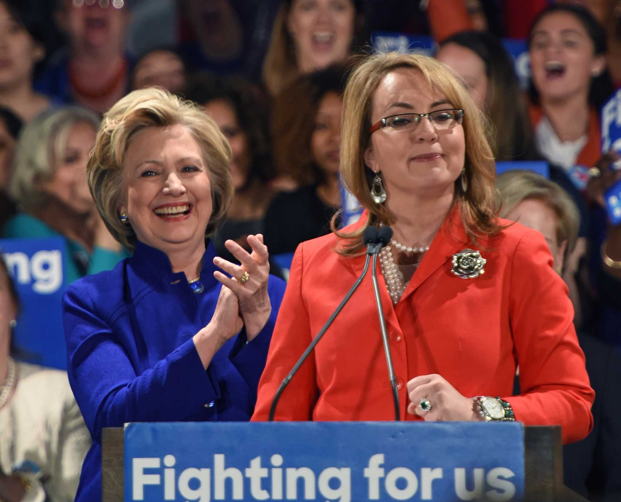 Hillary Clinton enlists help of Gabby Giffords for Conn. primary