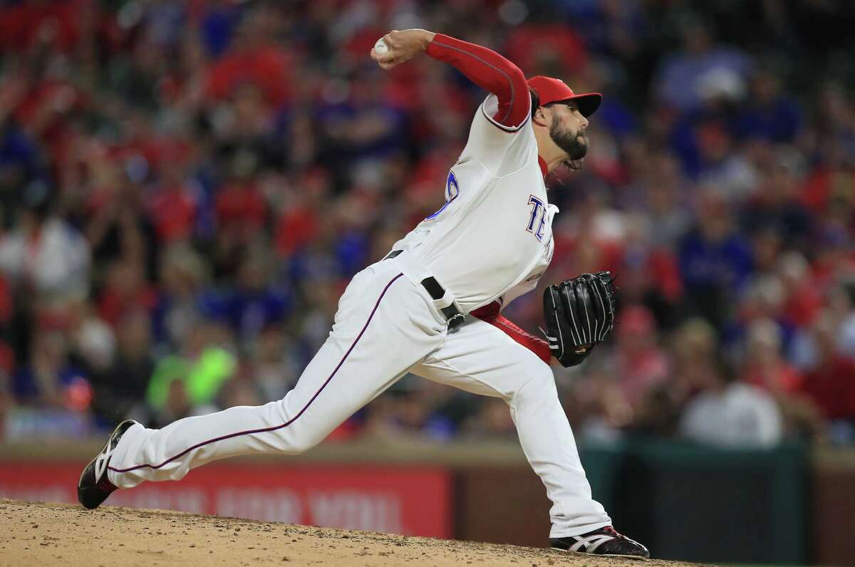 Rangers sweep Astros in first Lone Star series of season