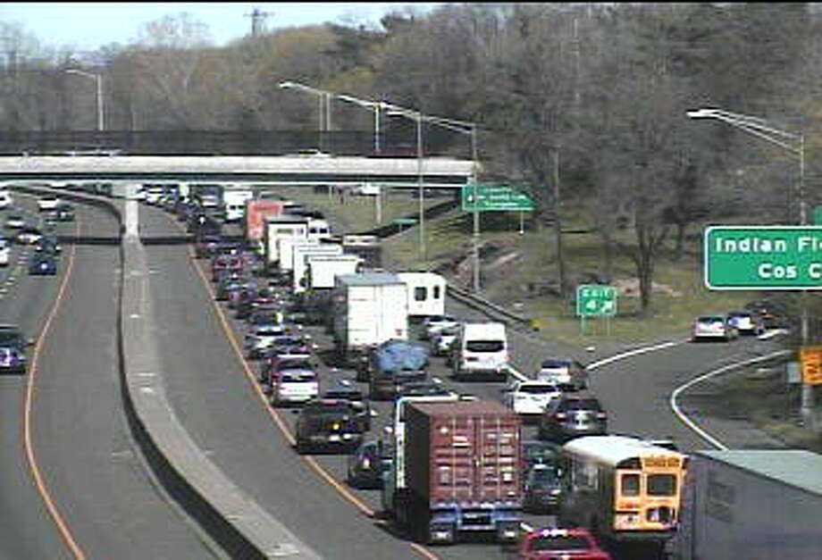 Stamford three-car crash blocks I-95 - Connecticut Post