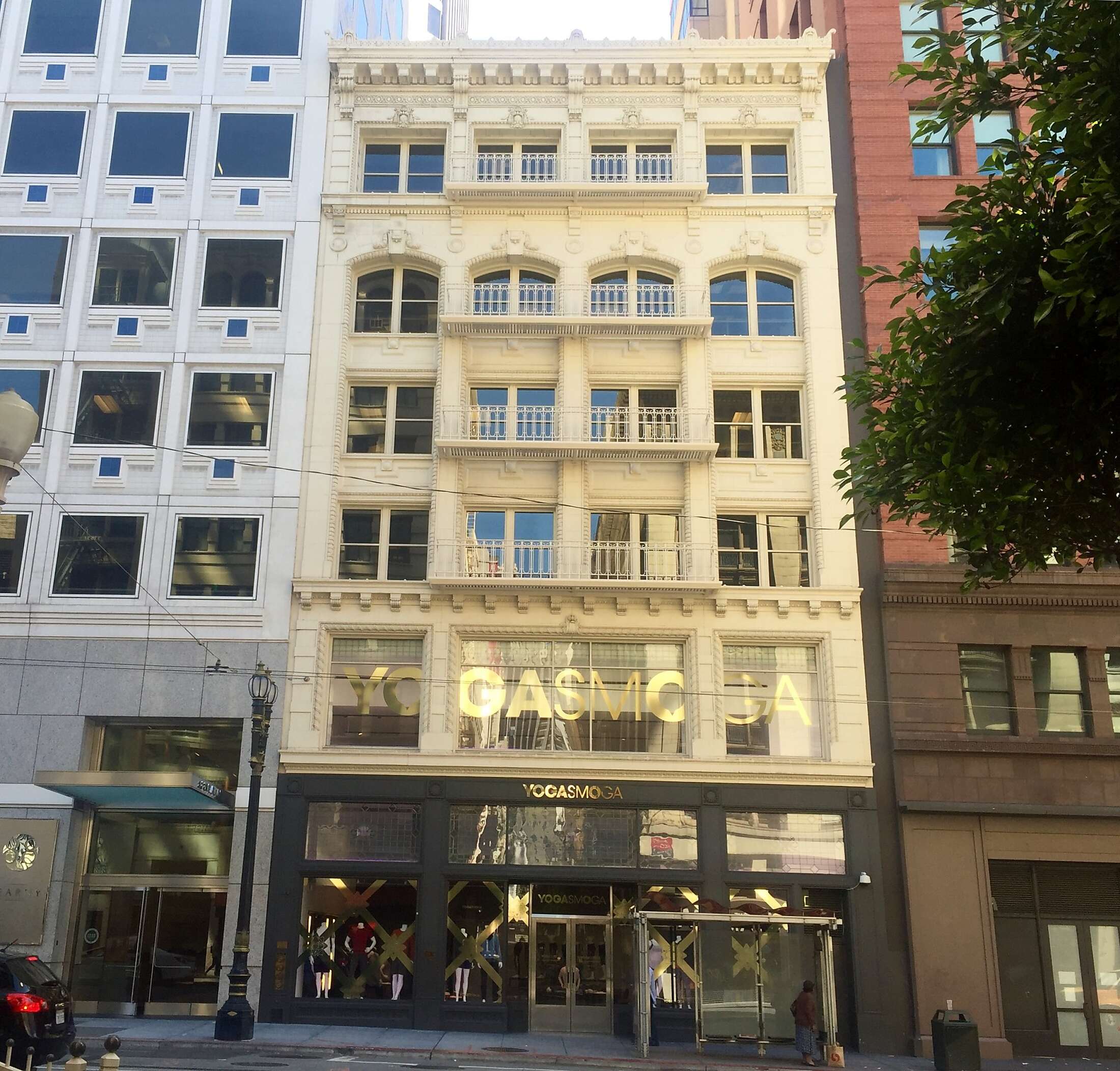 Examples of facadism in SF