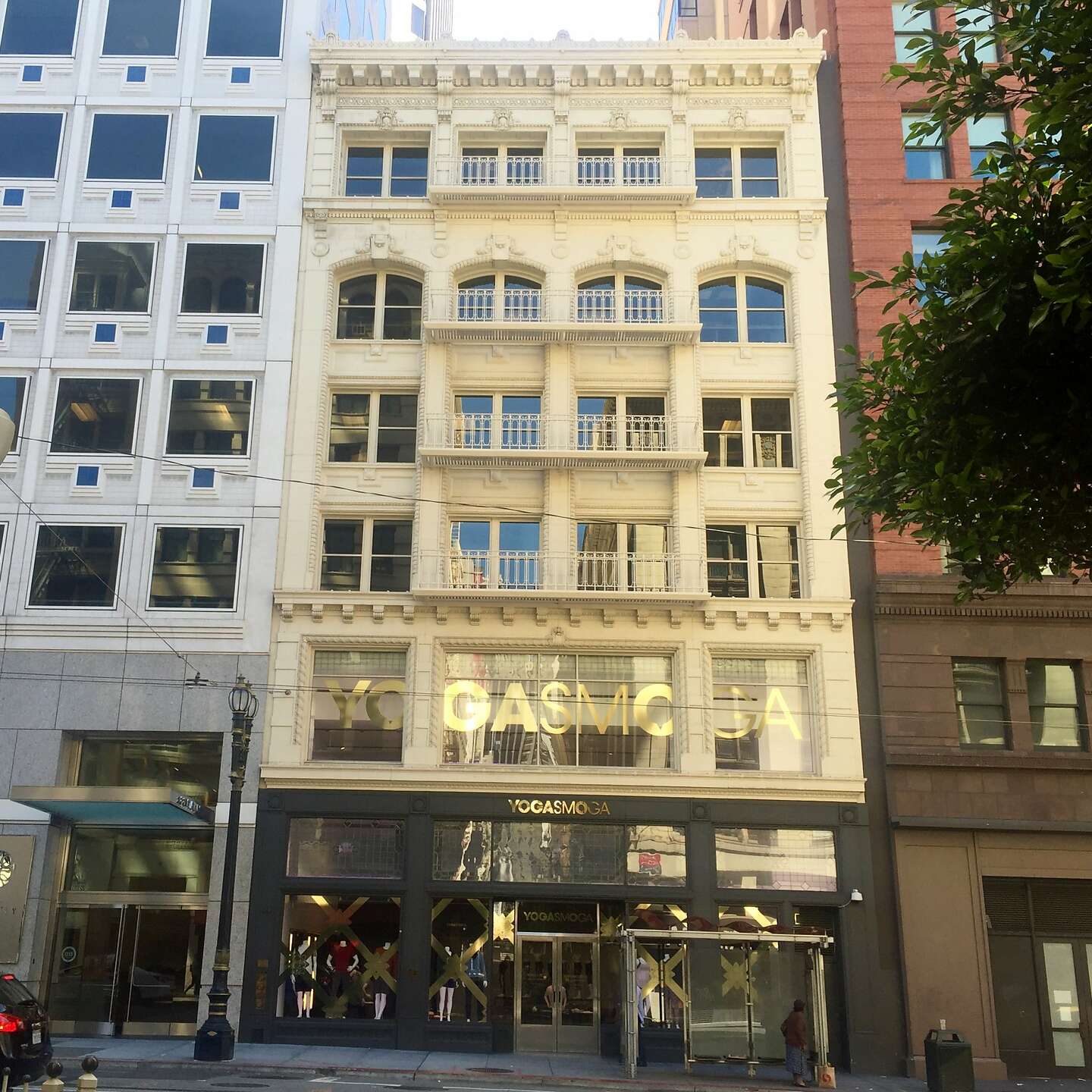Examples of facadism in SF