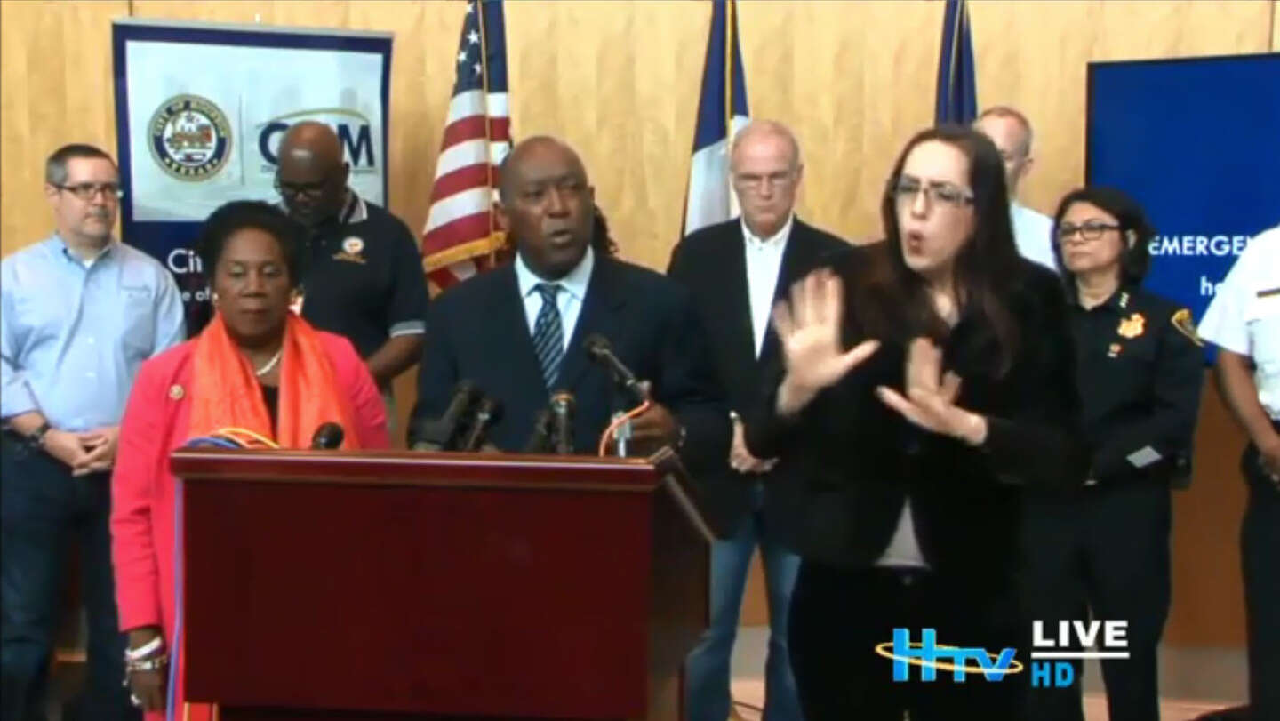 Houston's sign language interpreter steals the show