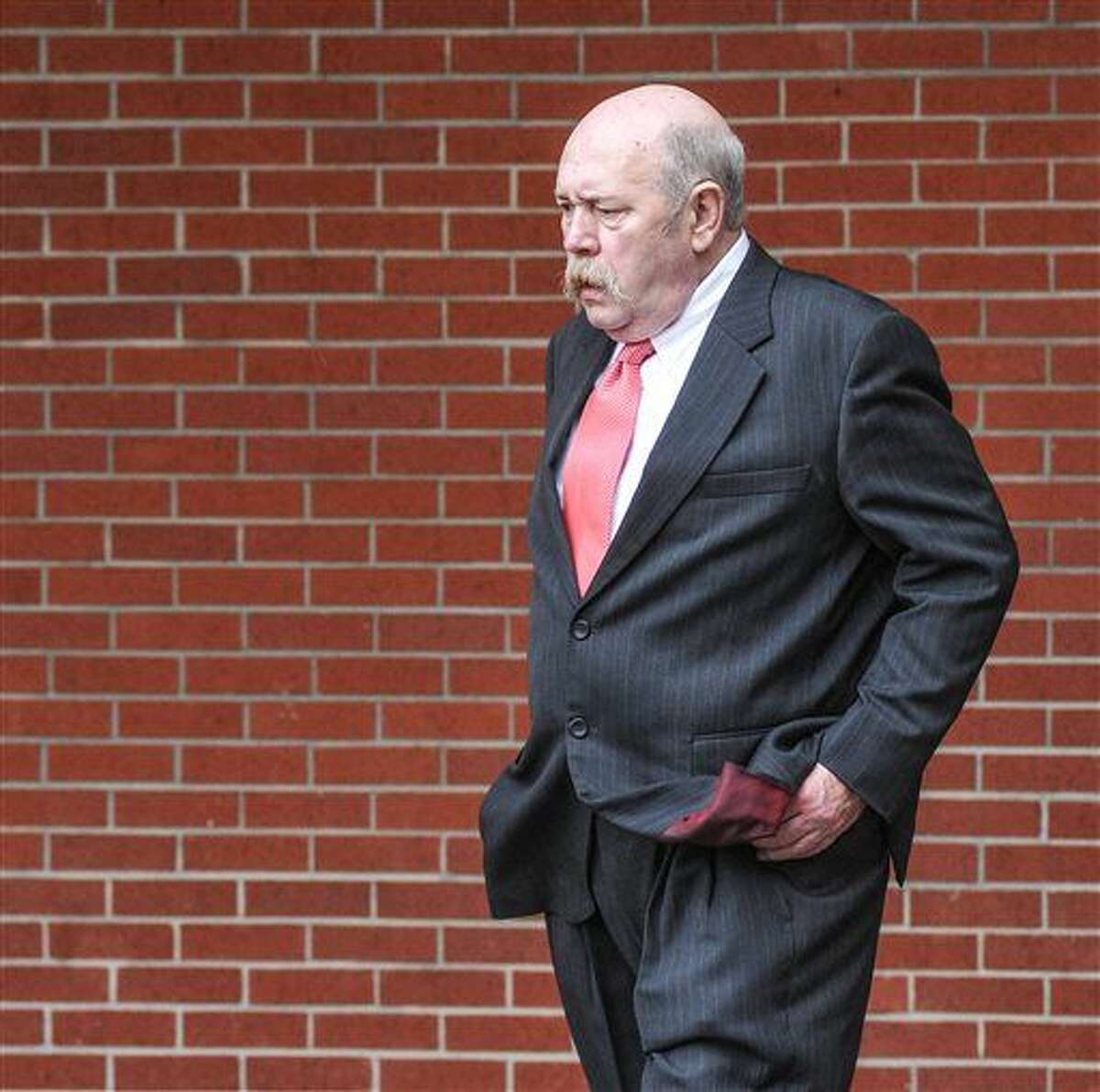 Former Tate deputy gets 2 years over stun gun injury