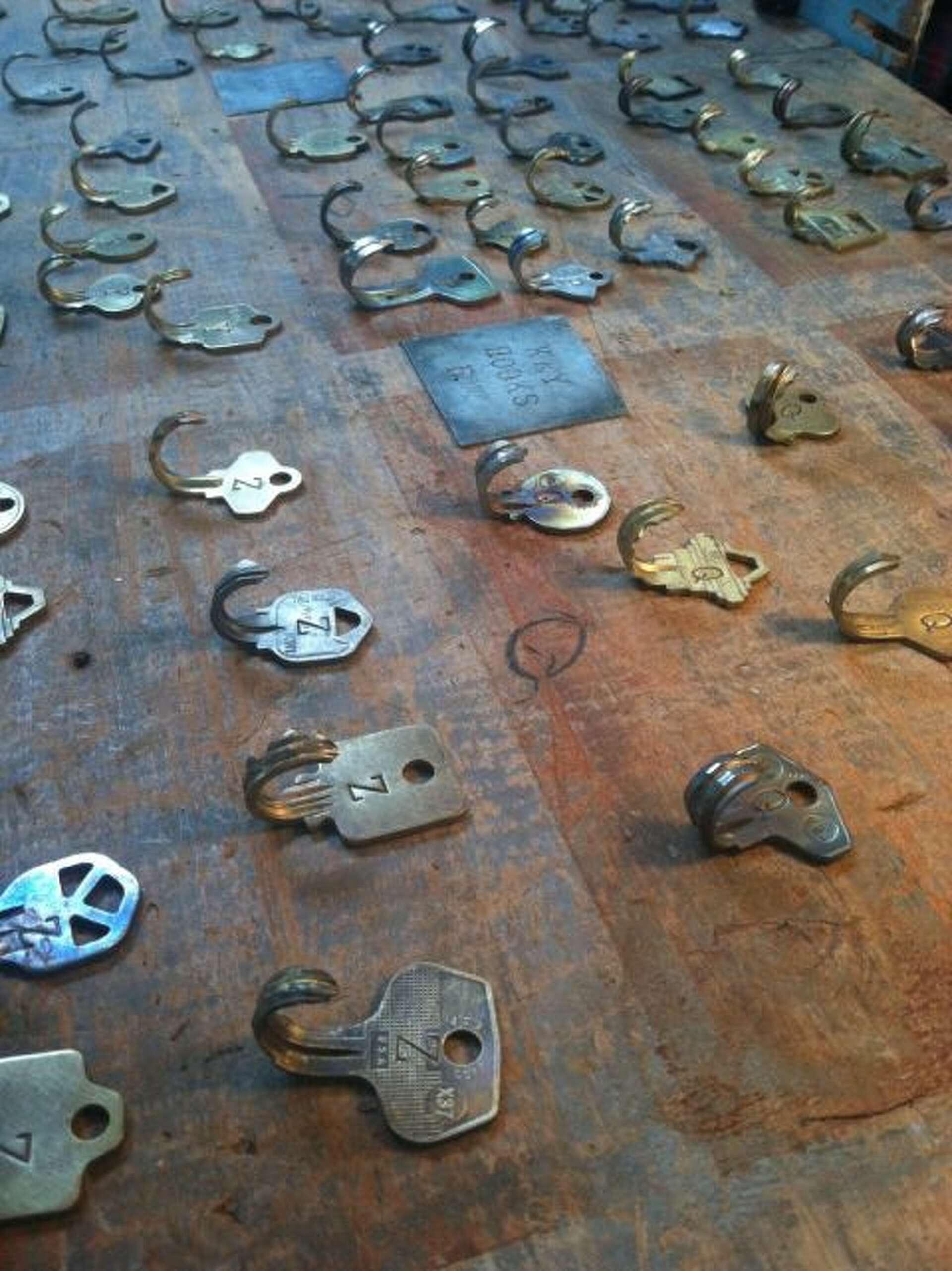 22 ingenious ways to repurpose old junk