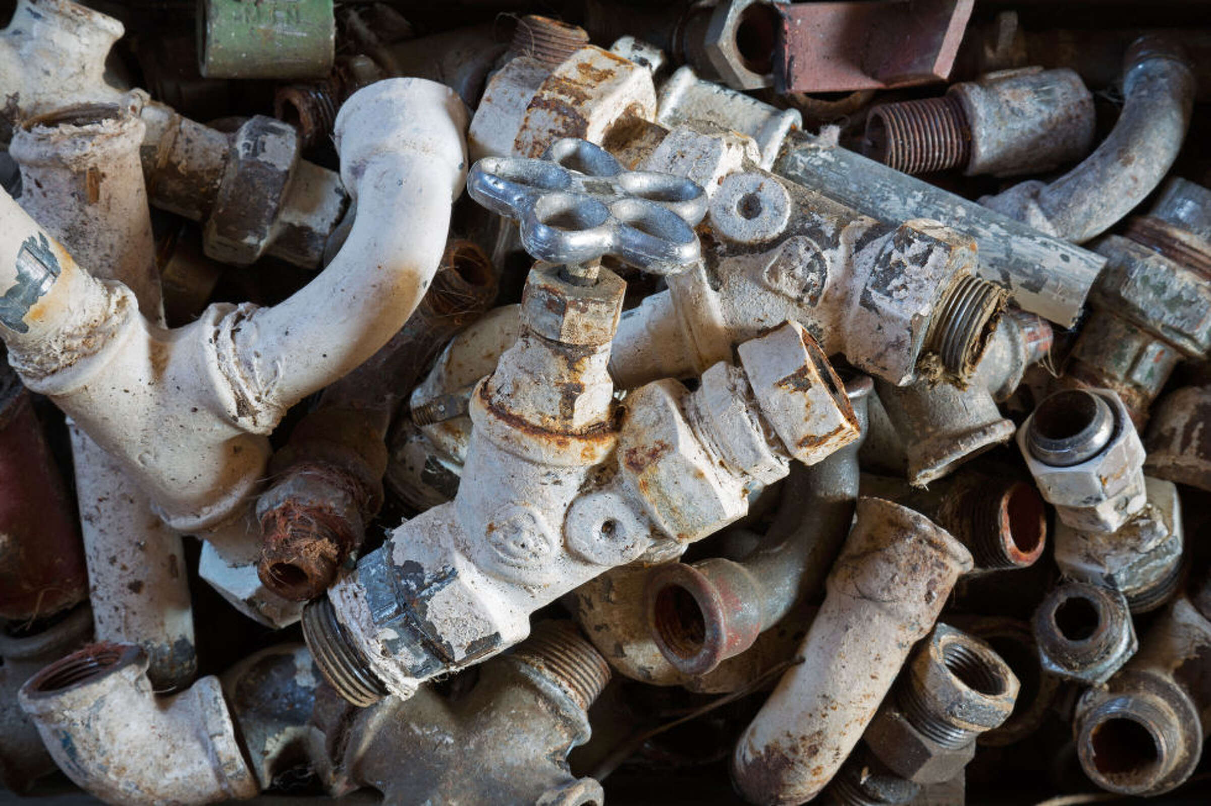 22 ingenious ways to repurpose old junk