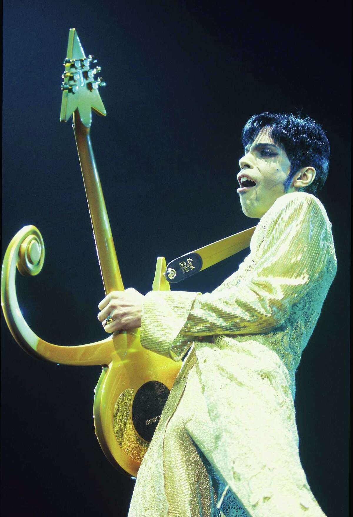 Fans recall when Prince came to play