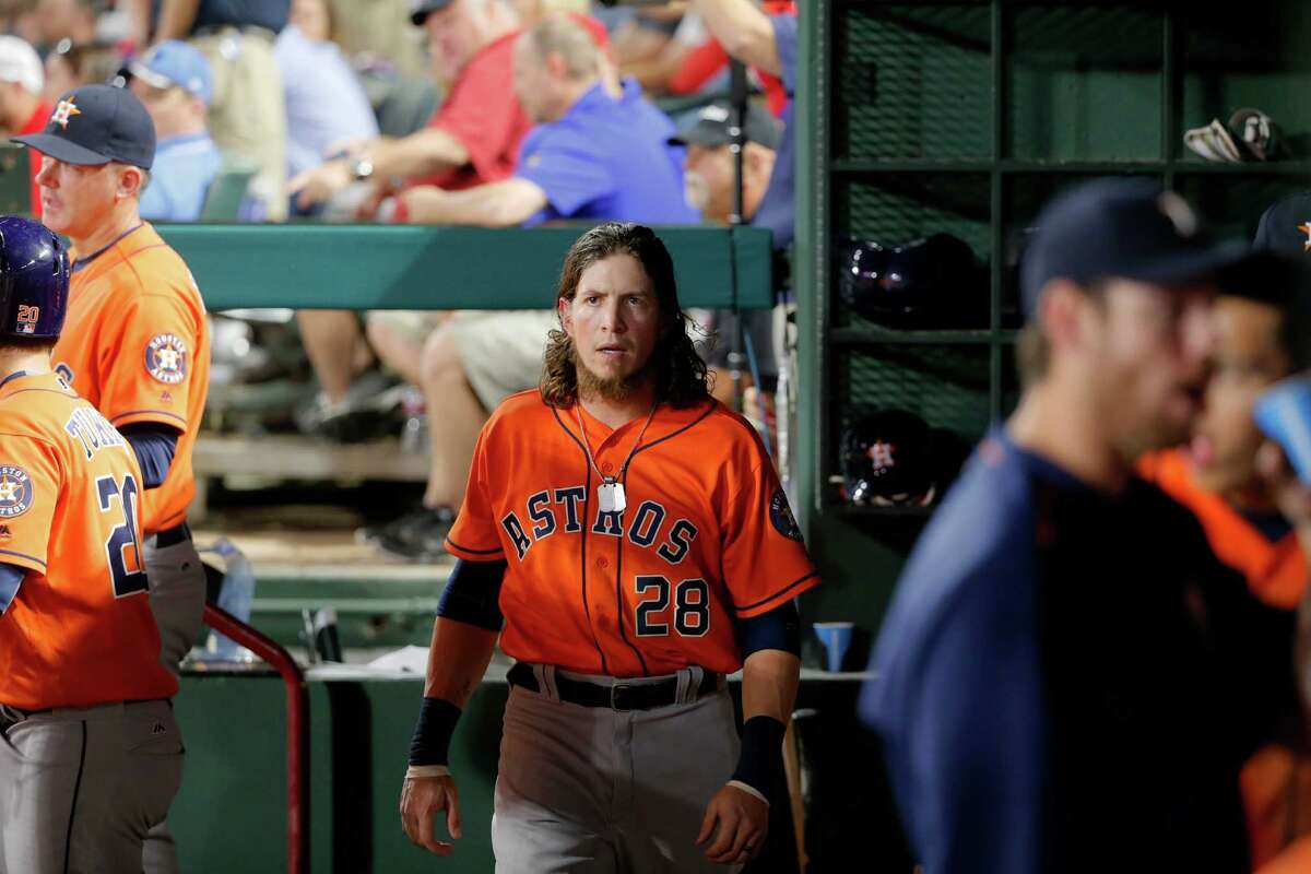 Rangers sweep Astros in first Lone Star series of season