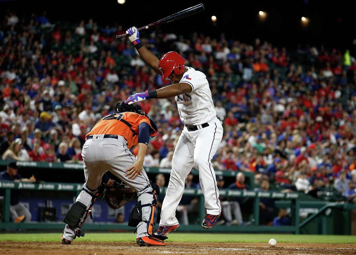 Rangers sweep Astros in first Lone Star series of season