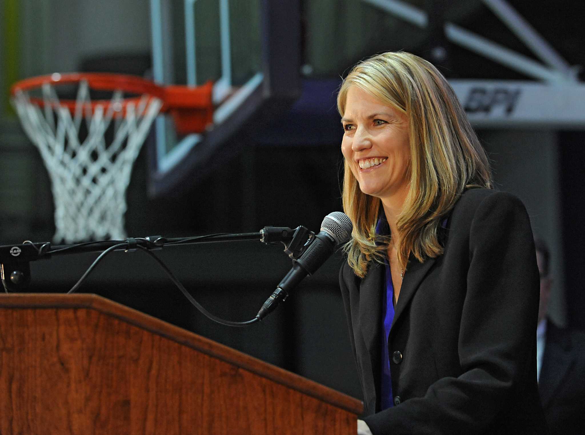 UAlbany introduces new women's basketball coach