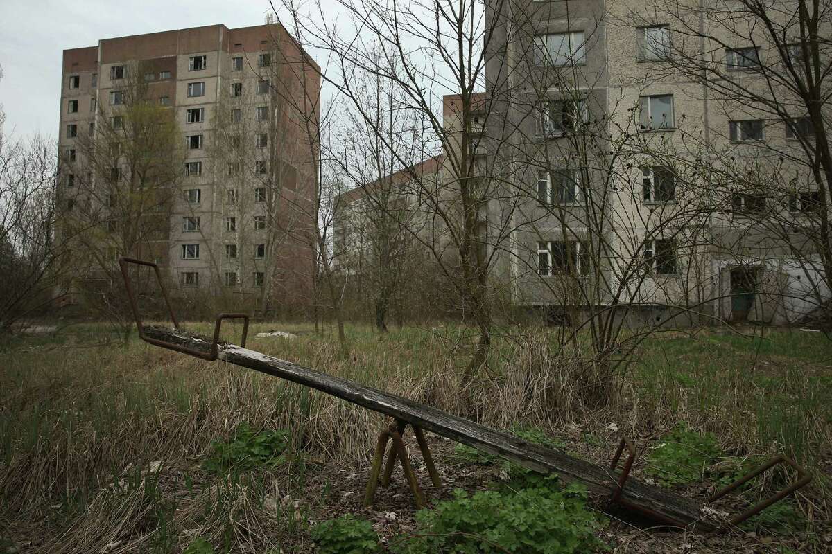 Photos show abandoned Chernobyl 30 years after nuclear disaster