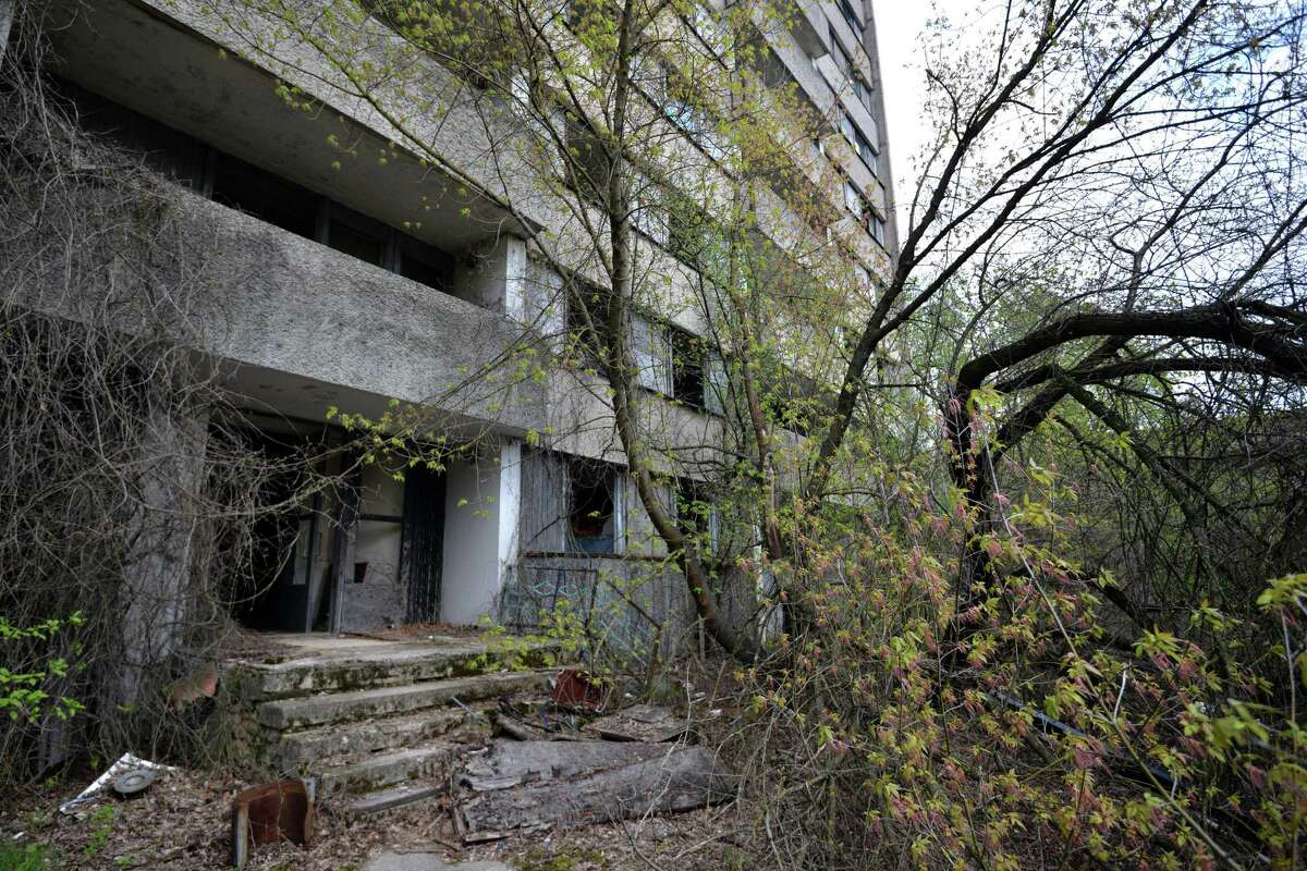 Photos show abandoned Chernobyl 30 years after nuclear disaster