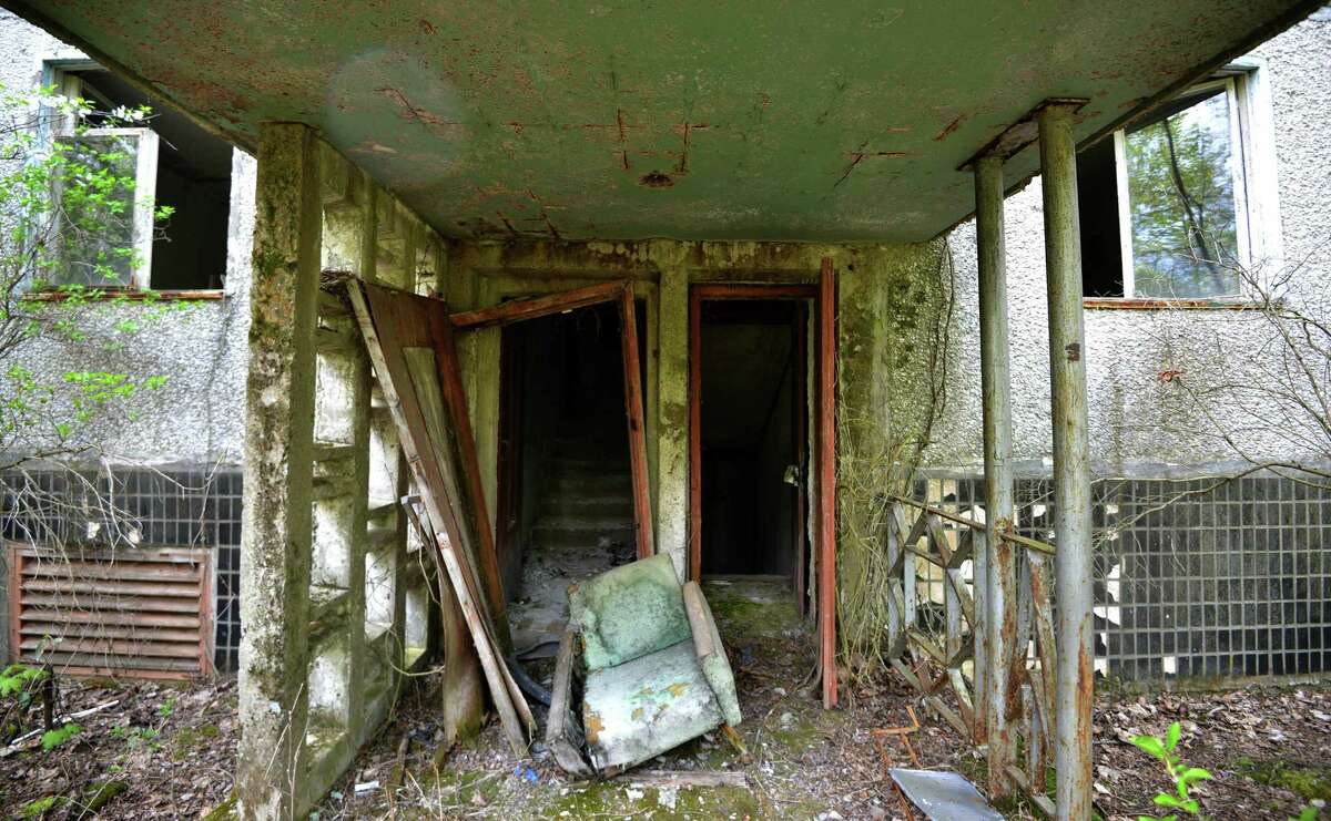 Photos show abandoned Chernobyl 30 years after nuclear disaster