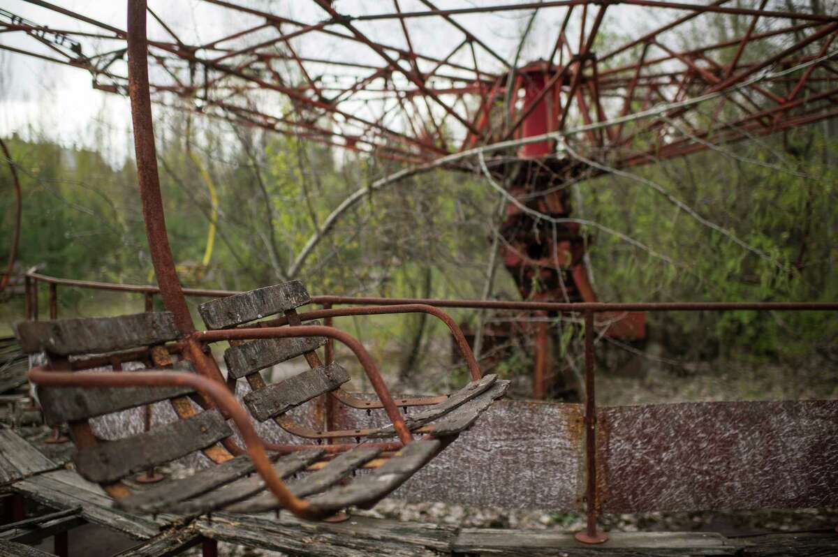 Photos show abandoned Chernobyl 30 years after nuclear disaster