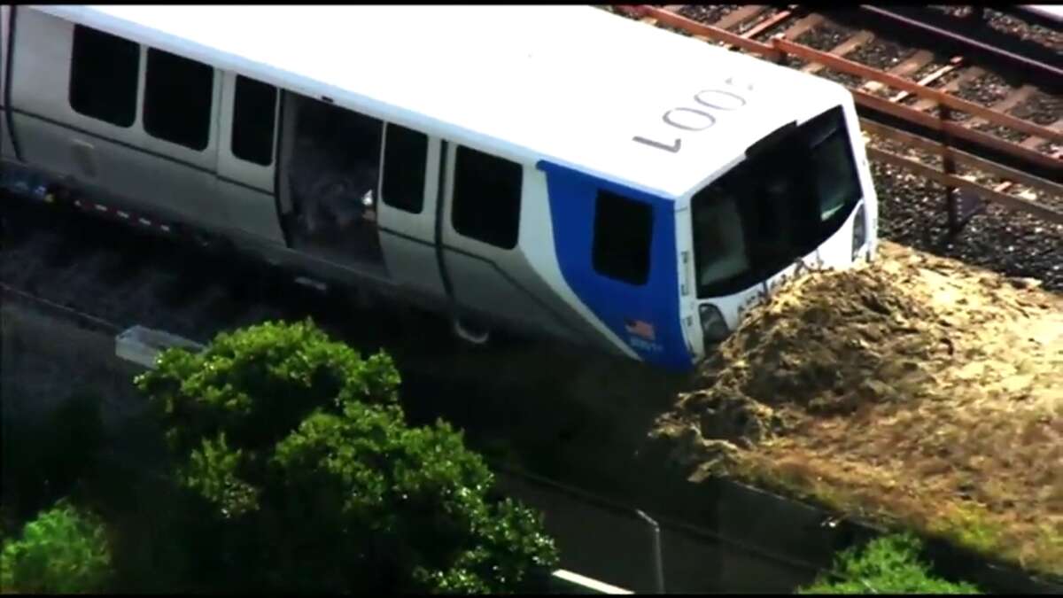BART’s new train car crashes at Hayward test facility