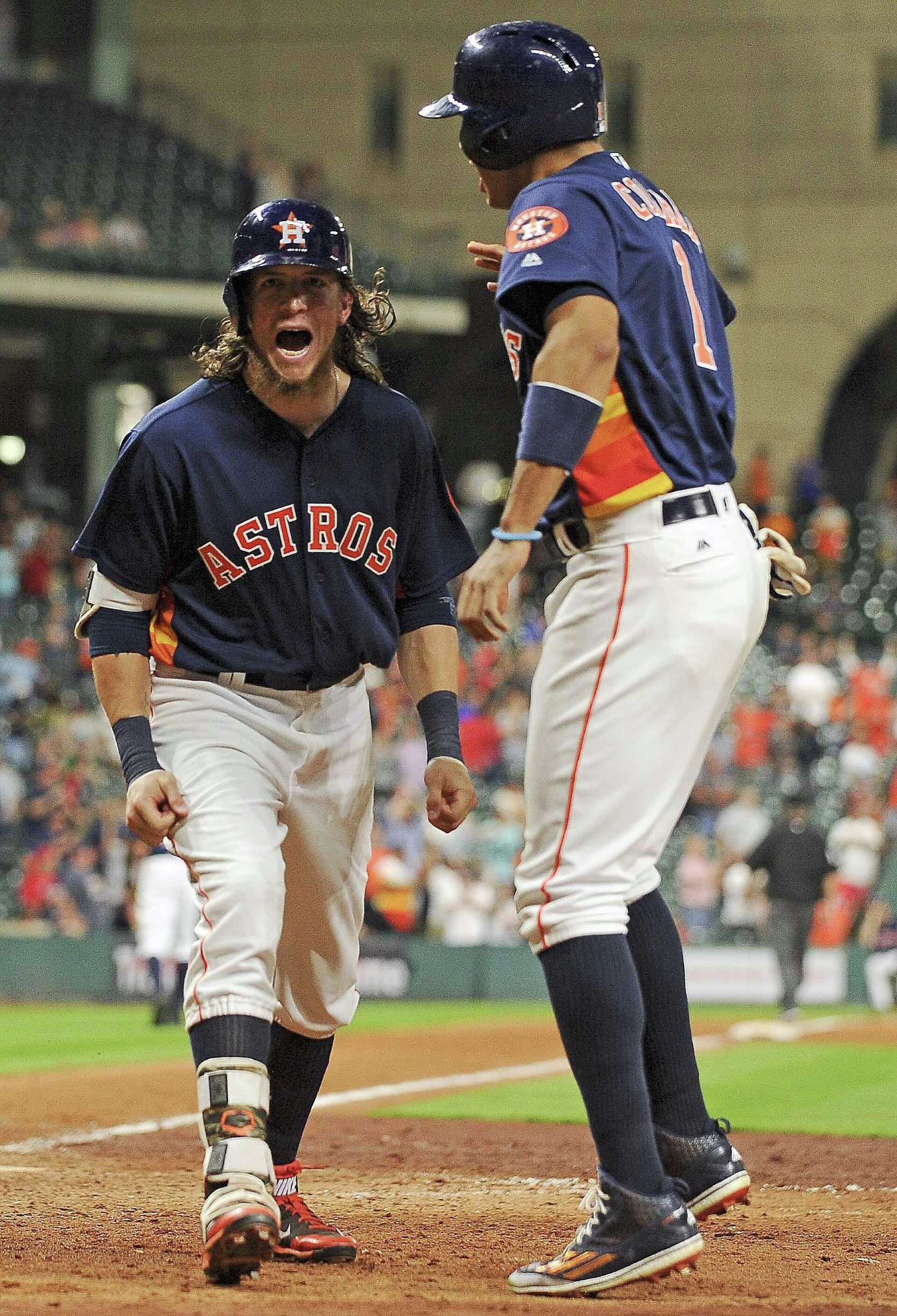 Red Sox hand Astros fourth straight loss