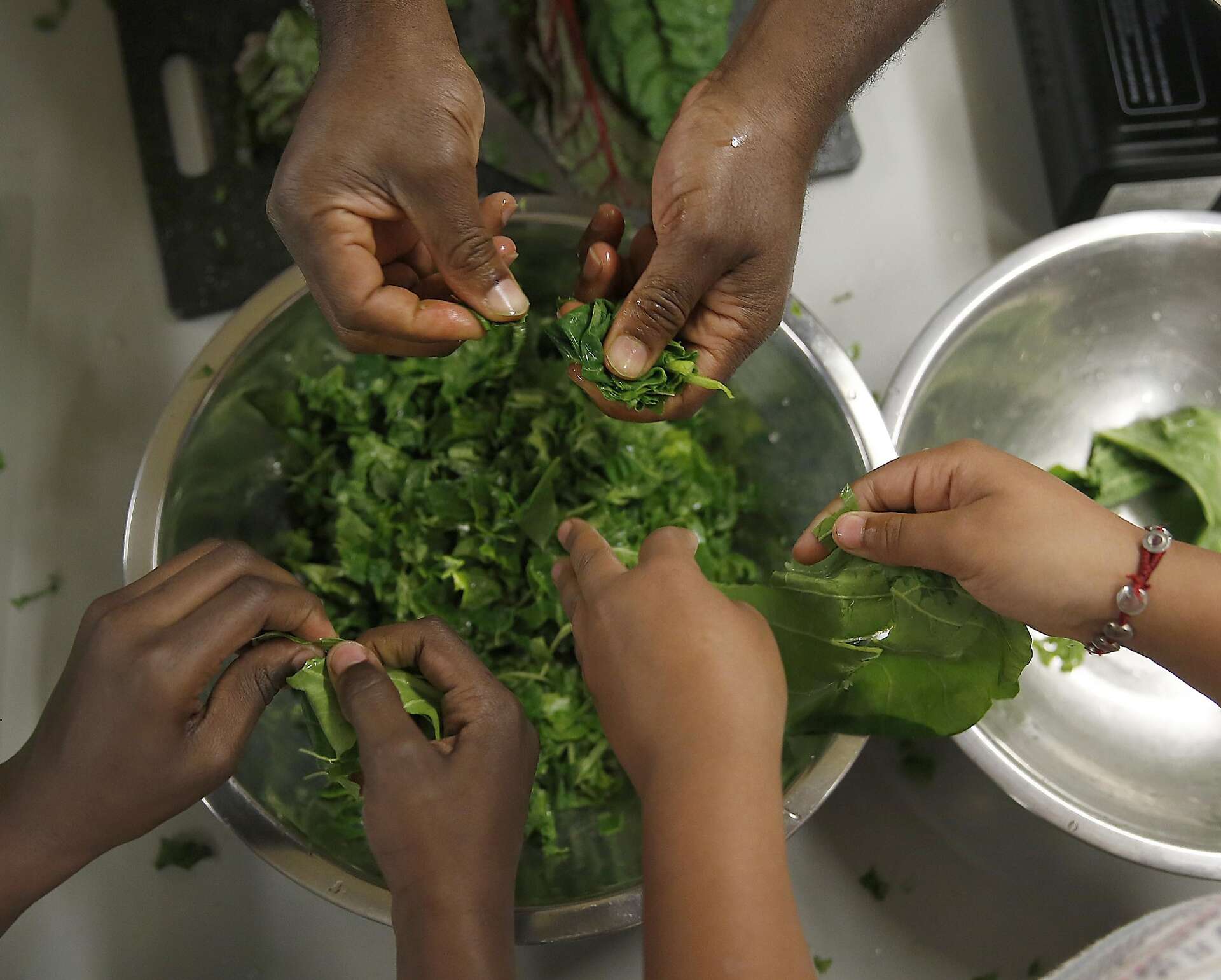 Museum of the African Diaspora puts cooking in the curriculum of SF school
