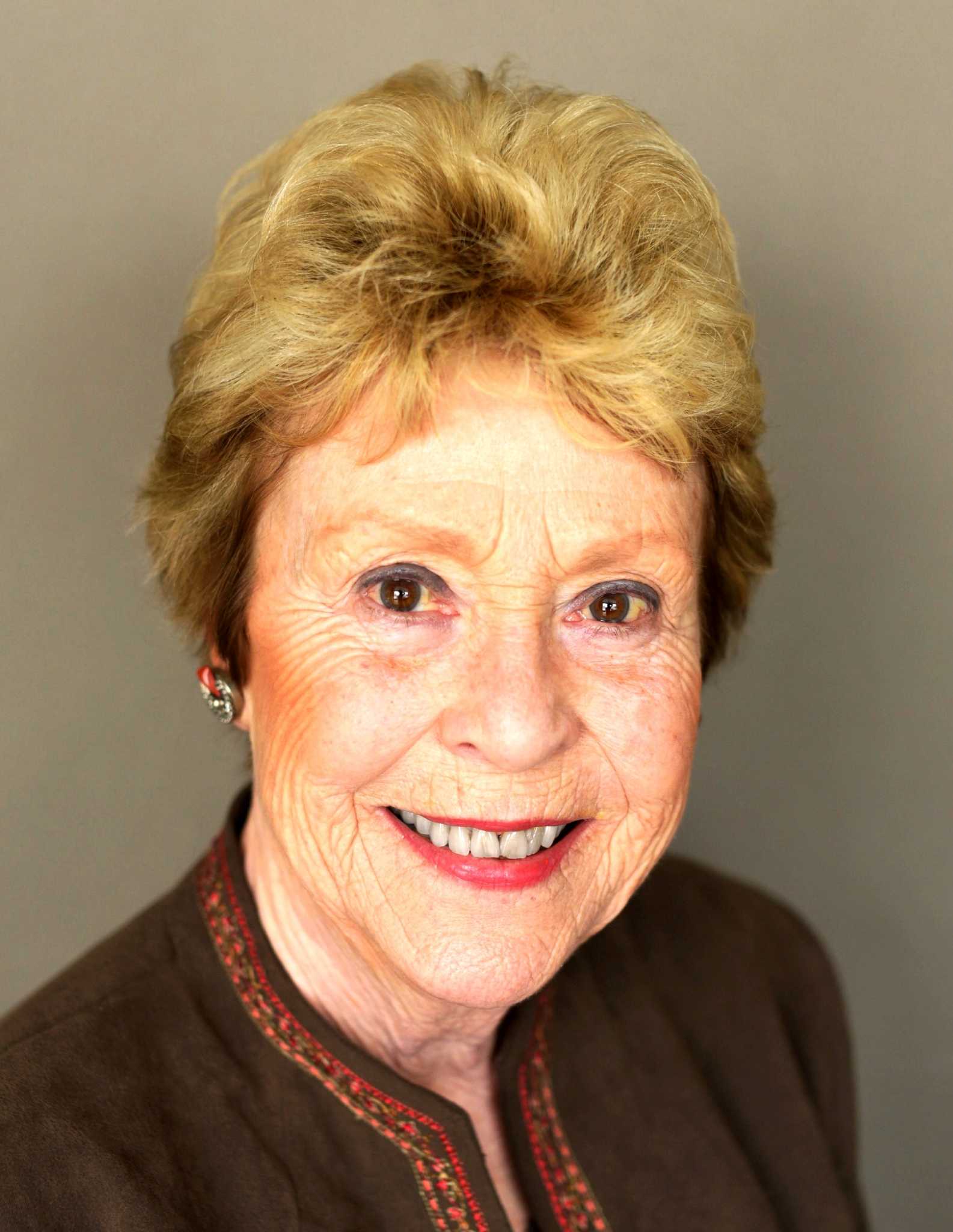 Phillips to be honored at Rays of Hope gala