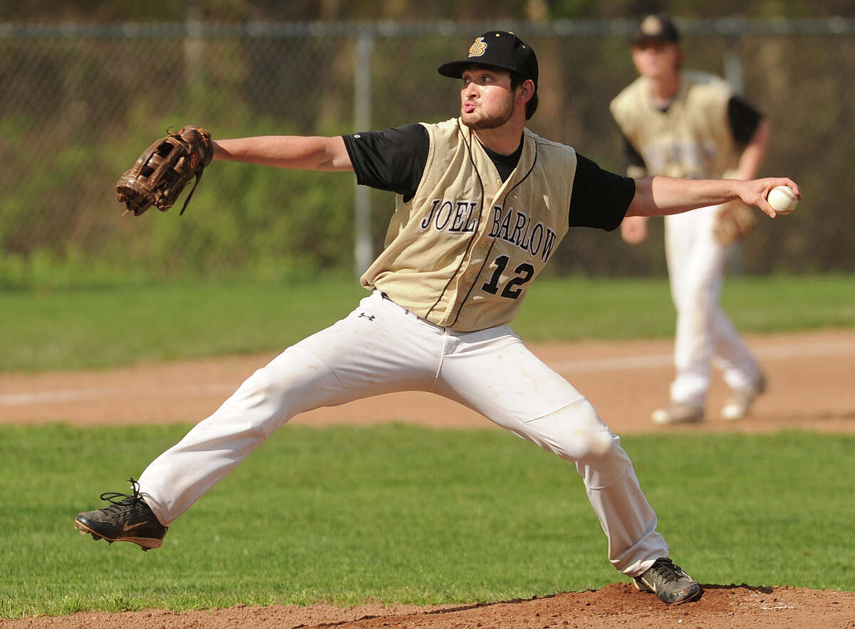 Masuk rolls past Barlow baseball