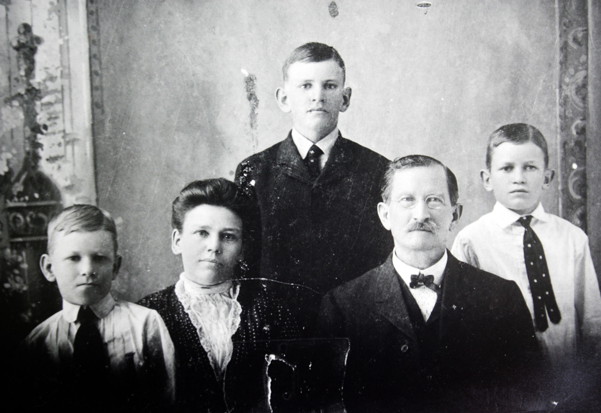 Kerrville celebrates role in H-E-B founding with Texas state historical ...