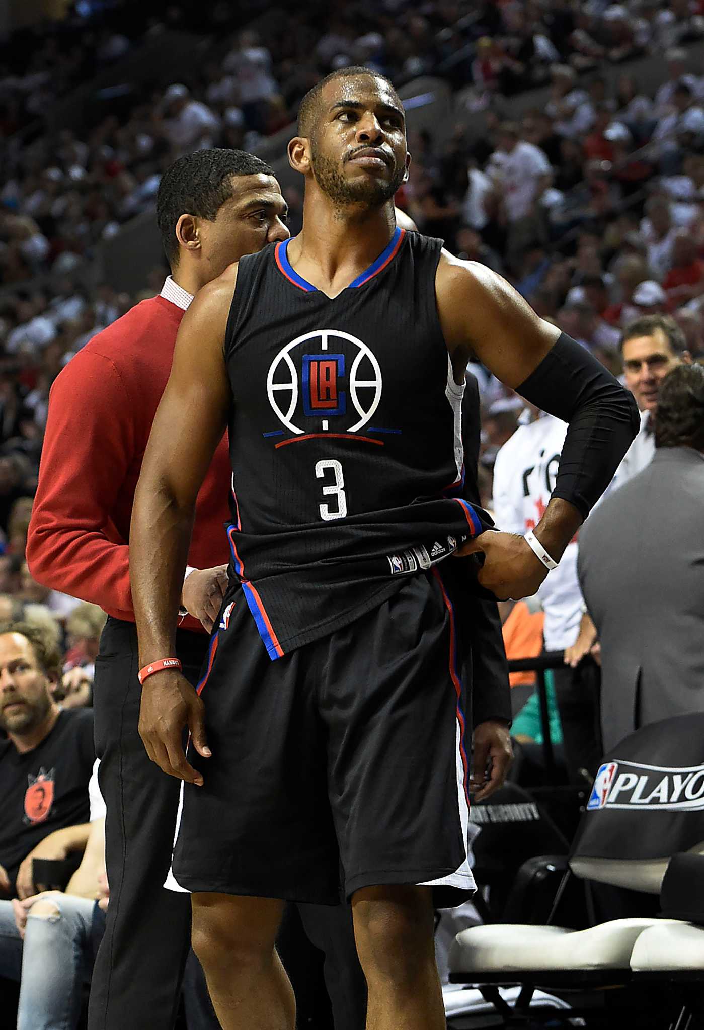 NBA: Clippers suffer double blow after injuries to top two players
