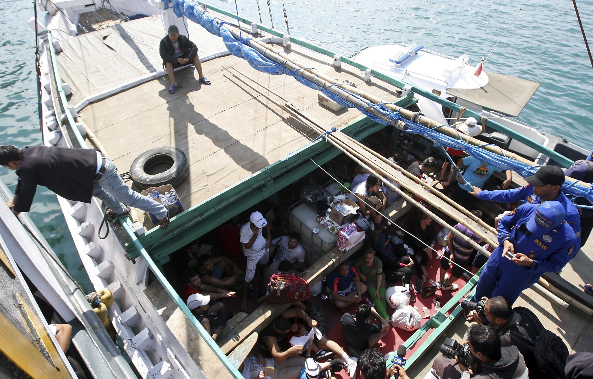Australia’s refugee camp in Papua New Guinea to close