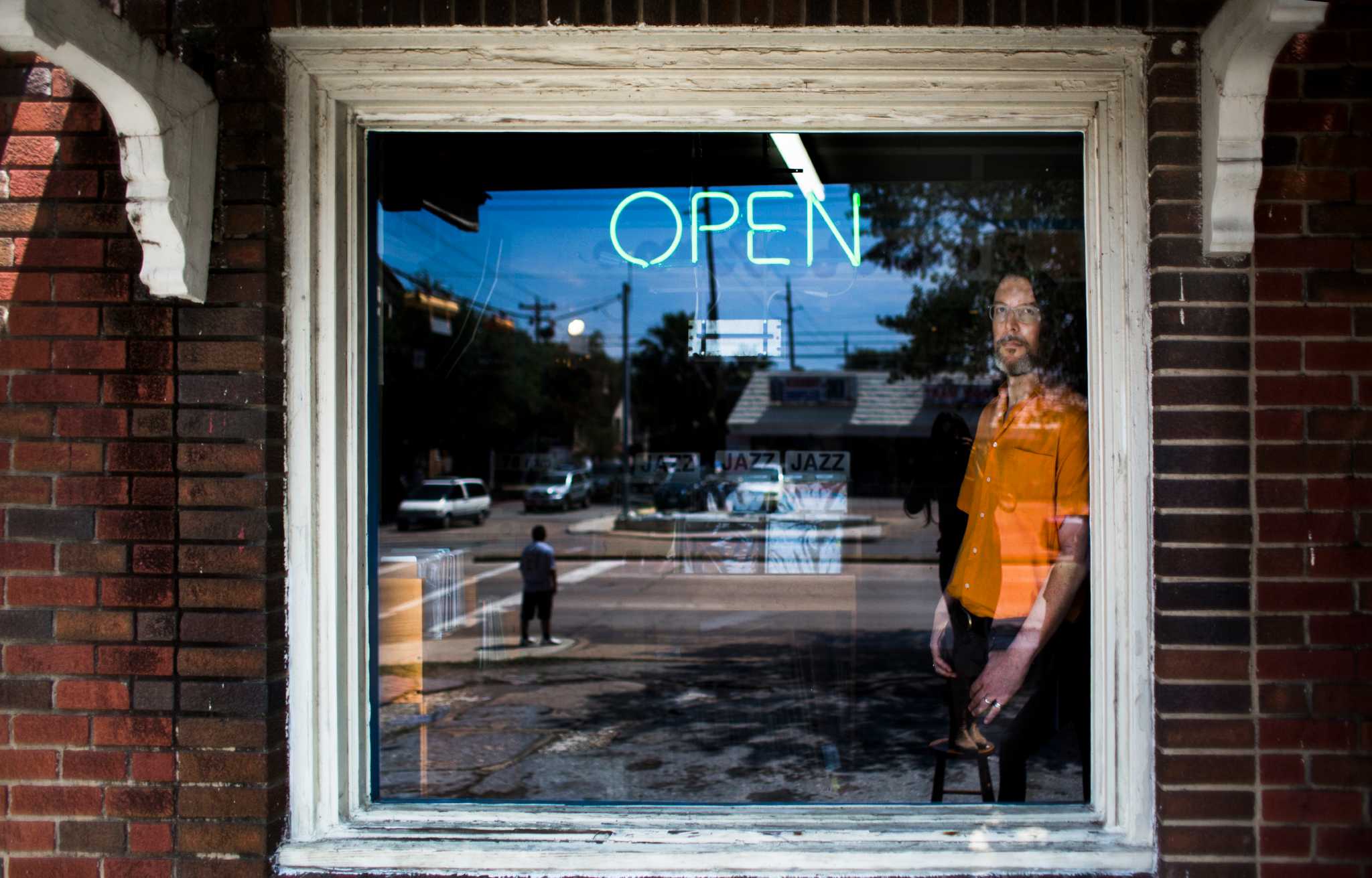 Experimental musician Carter offers window into the avant garde