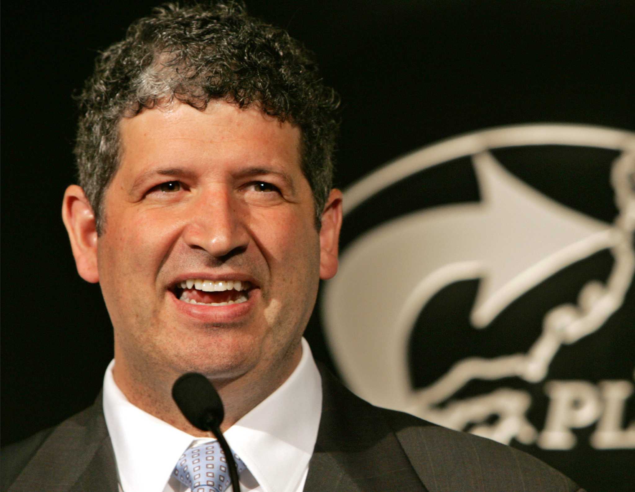 Priceline CEO leaving over relationship with employee