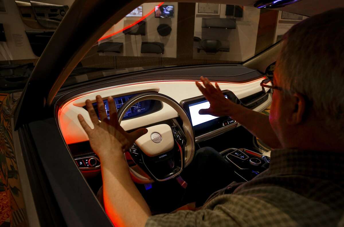 Self-driving cars: What should the inside look like?